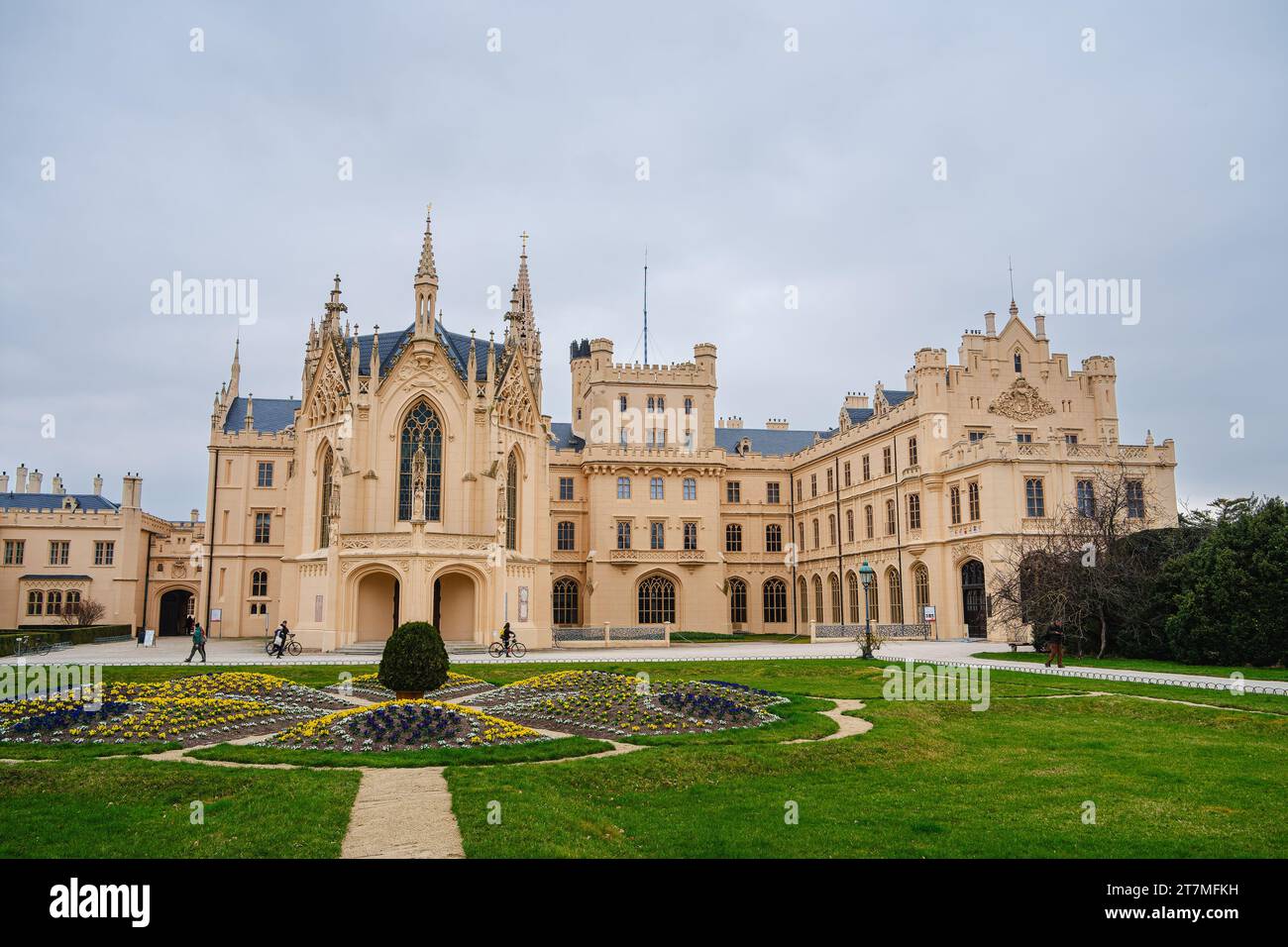 Palast von lednice -Fotos und -Bildmaterial in hoher Auflösung – Alamy