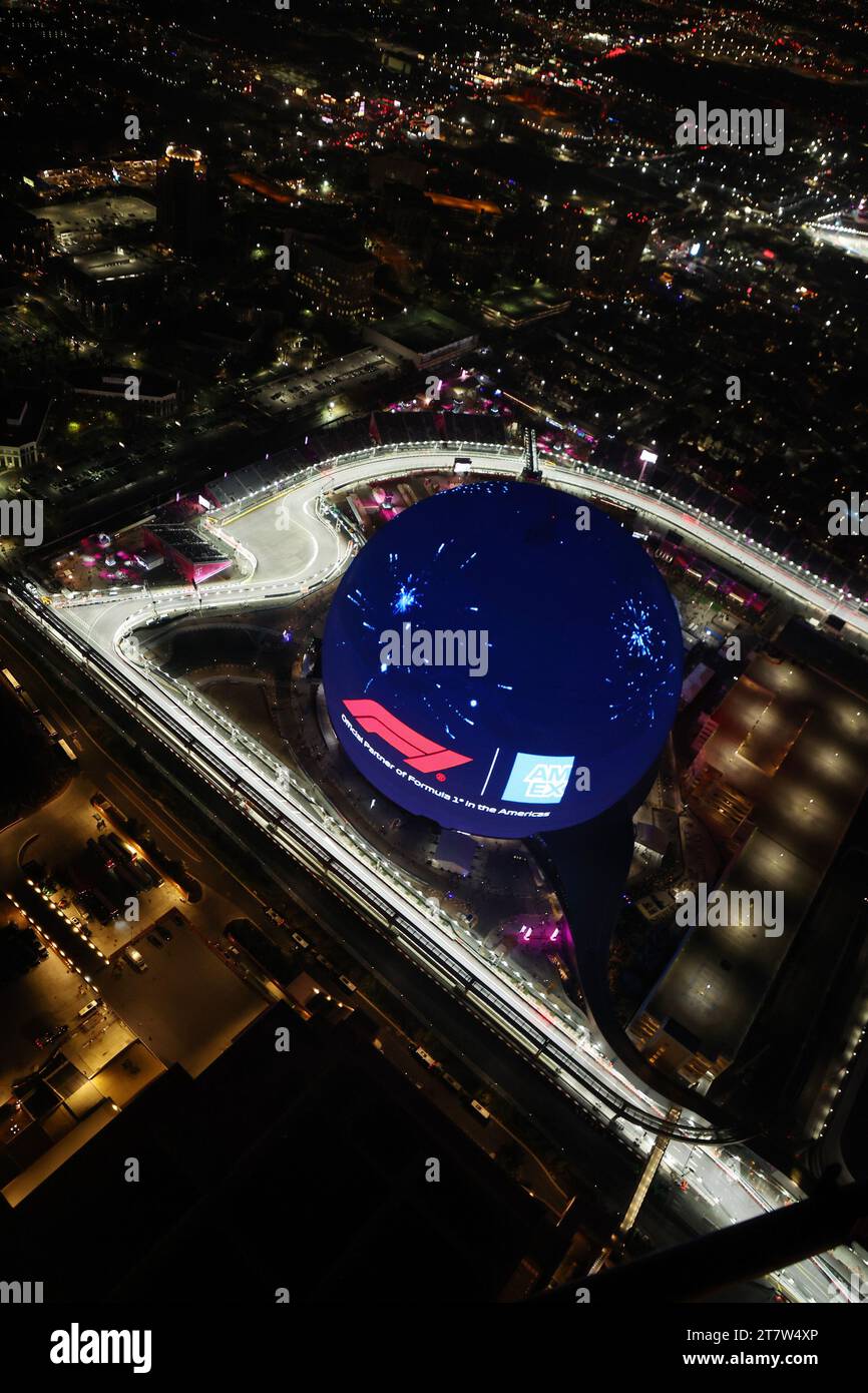 Las Vegas, NV, USA. November 2023. Abendliche Luftaufnahme der Formel-1 ...
