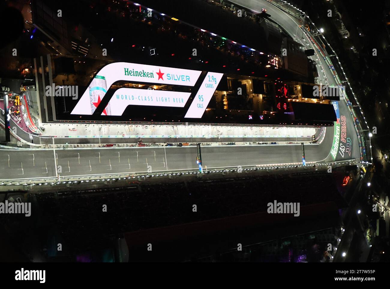 Las Vegas, NV, USA. November 2023. Abendliche Luftaufnahme der Formel-1 ...