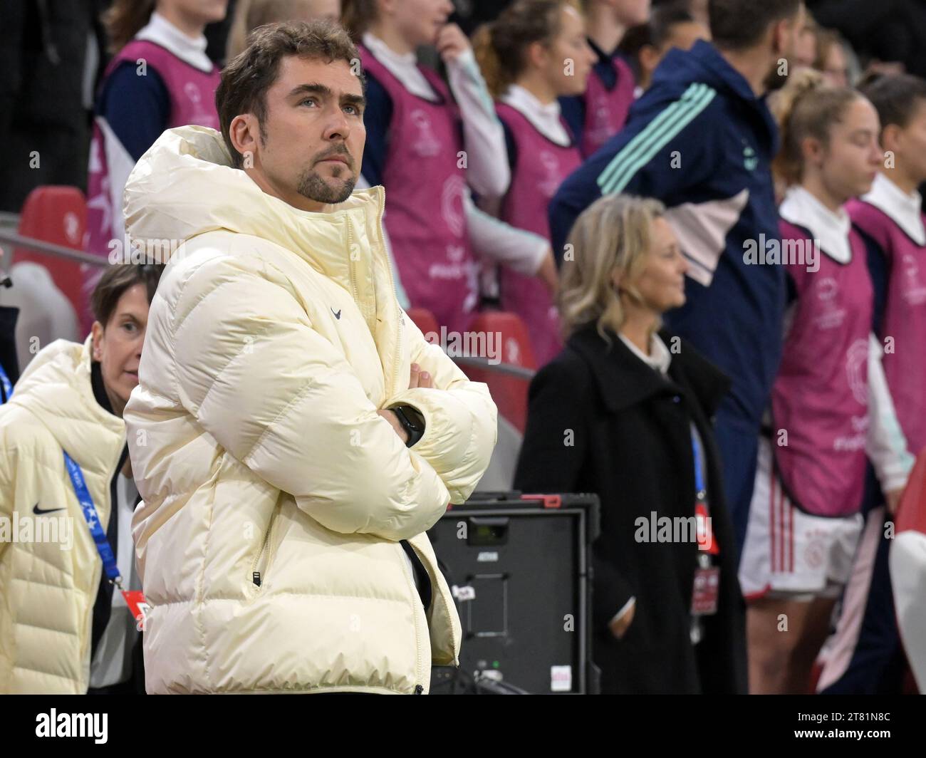 AMSTERDAM - Paris Saint-Germain Trainer Jocelyn Precheur beim Spiel der ...