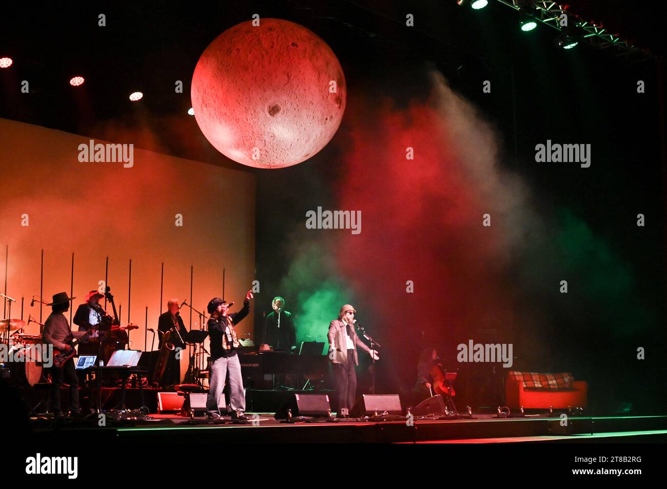 Gran Teatro Geox, Padua, Italien, 18. November 2023, Vinicio Capossela ...