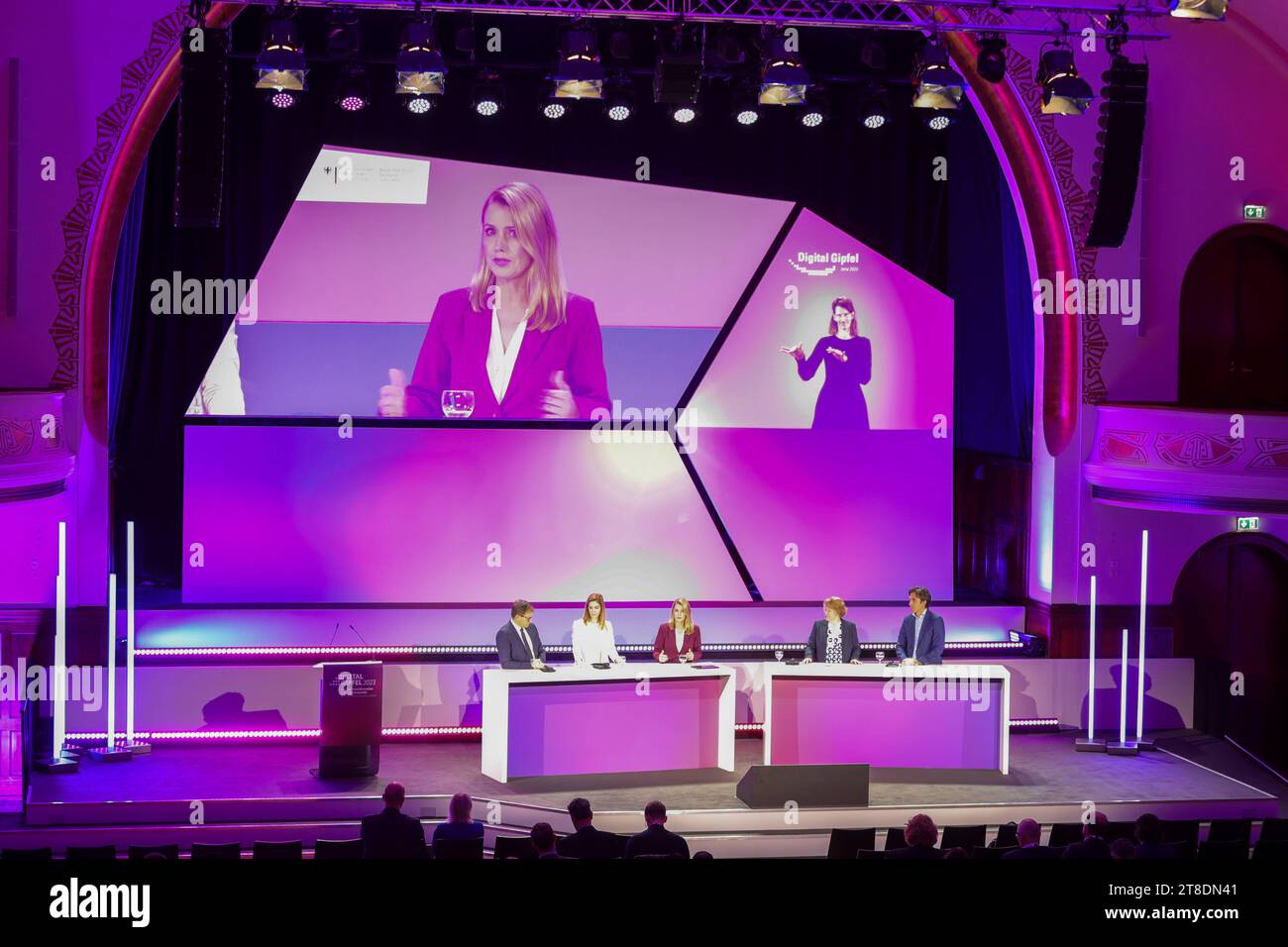 Lena sophie muller -Fotos und -Bildmaterial in hoher Auflösung – Alamy