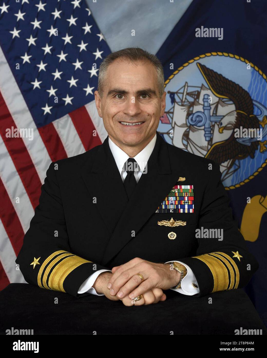 Vice adm braun -Fotos und -Bildmaterial in hoher Auflösung – Alamy