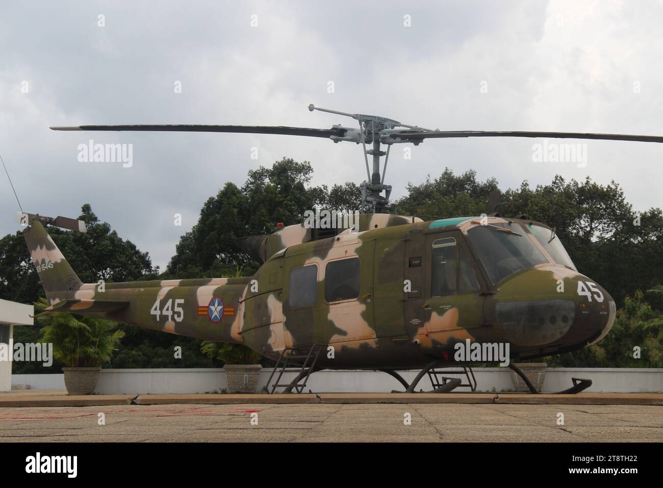 Unabhängigkeitspalast: UH-1 Huey Helicopter, Ho Chi Minh City/Saigon ...