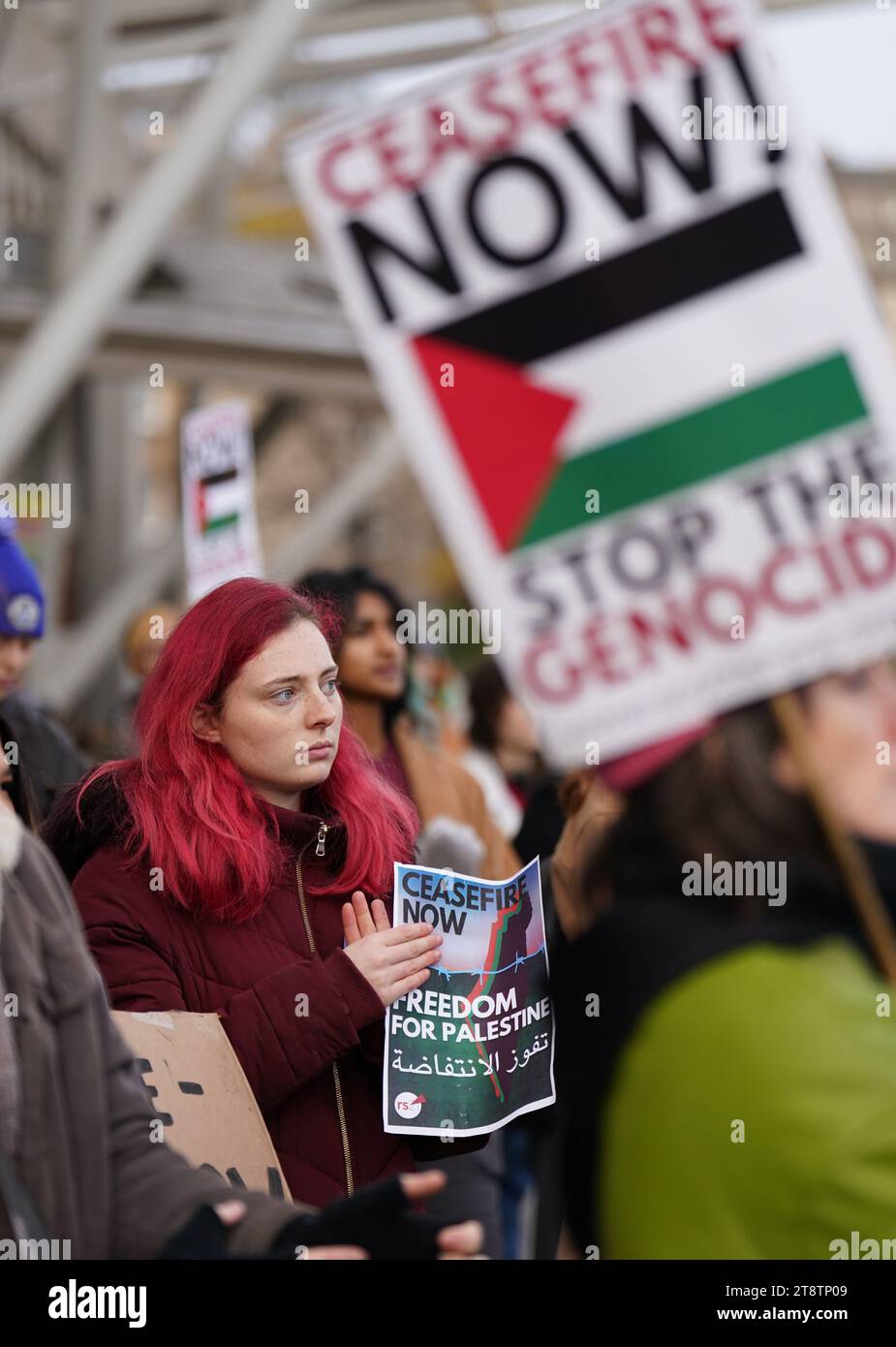 Pro-palästinensische Demonstranten nehmen an einer Demonstration vor ...