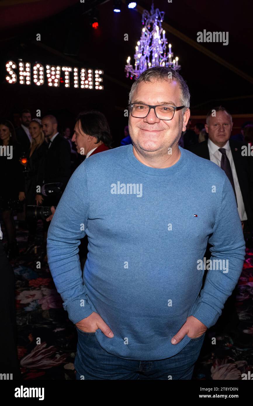 München, Deutschland. November 2023. Moderator Elton posiert bei der 20 ...