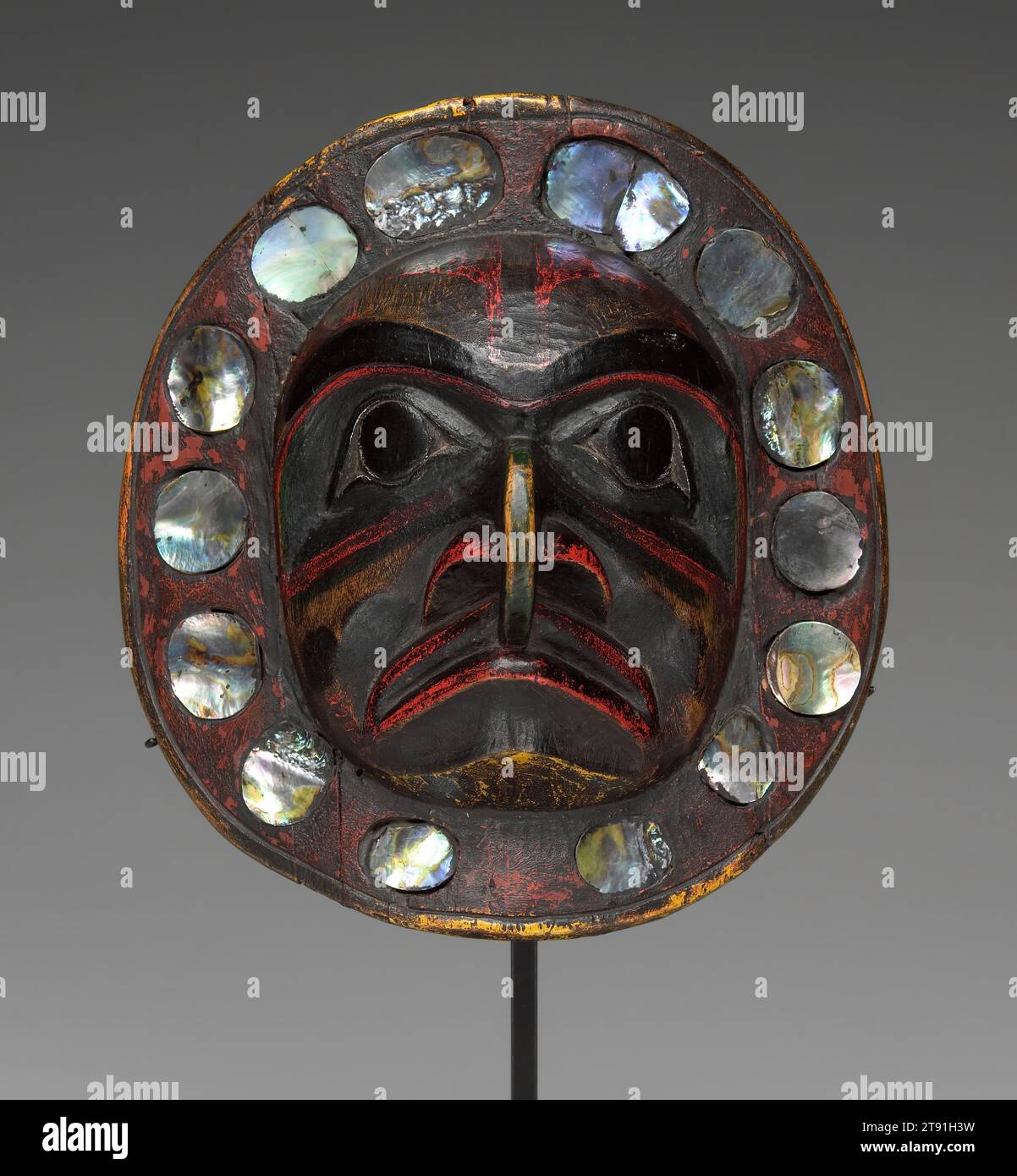 Frontlet, ca. 1820, 3 3/8 x 7 1/4 x 7 13/16 Zoll (8,57 x 18,42 x 19,84 ...