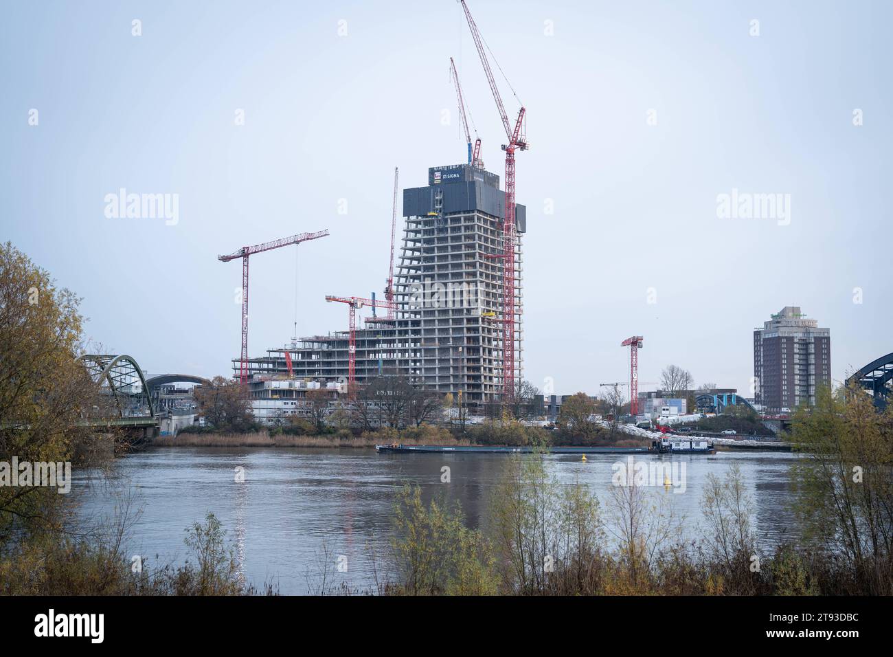 Elbtower in Hamburg - Baustopp im Oktober 2023 Baustelle nach Einstellung der Zahlungen an das ...