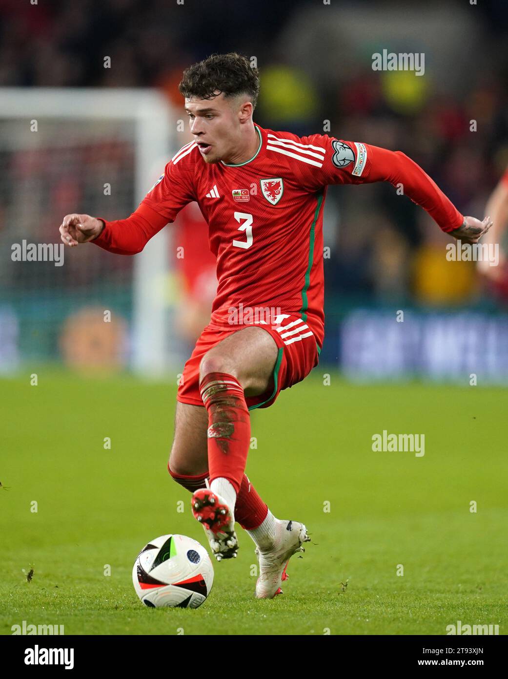 Neco Williams aus Wales während des Qualifikationsspiels der Gruppe D ...