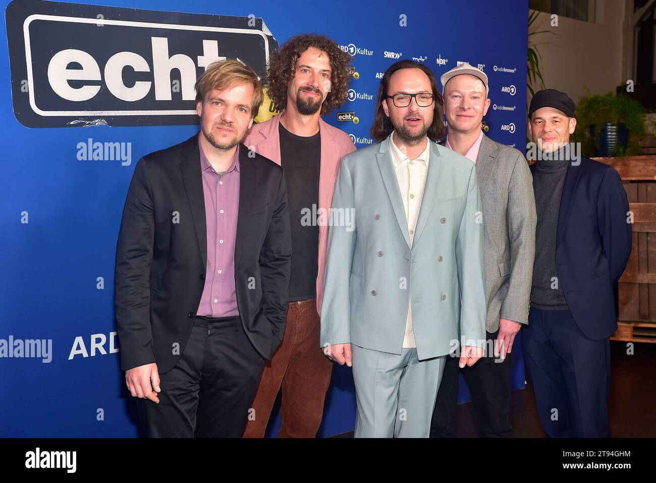 Premiere zu ECHT C UNSERE JUGEND die Band, mit Sänger, Kim Frank ...