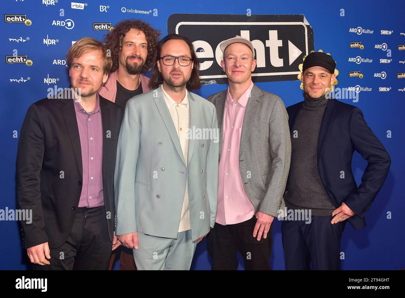 Premiere zu ECHT C UNSERE JUGEND die Band, mit Sänger, Kim Frank ...