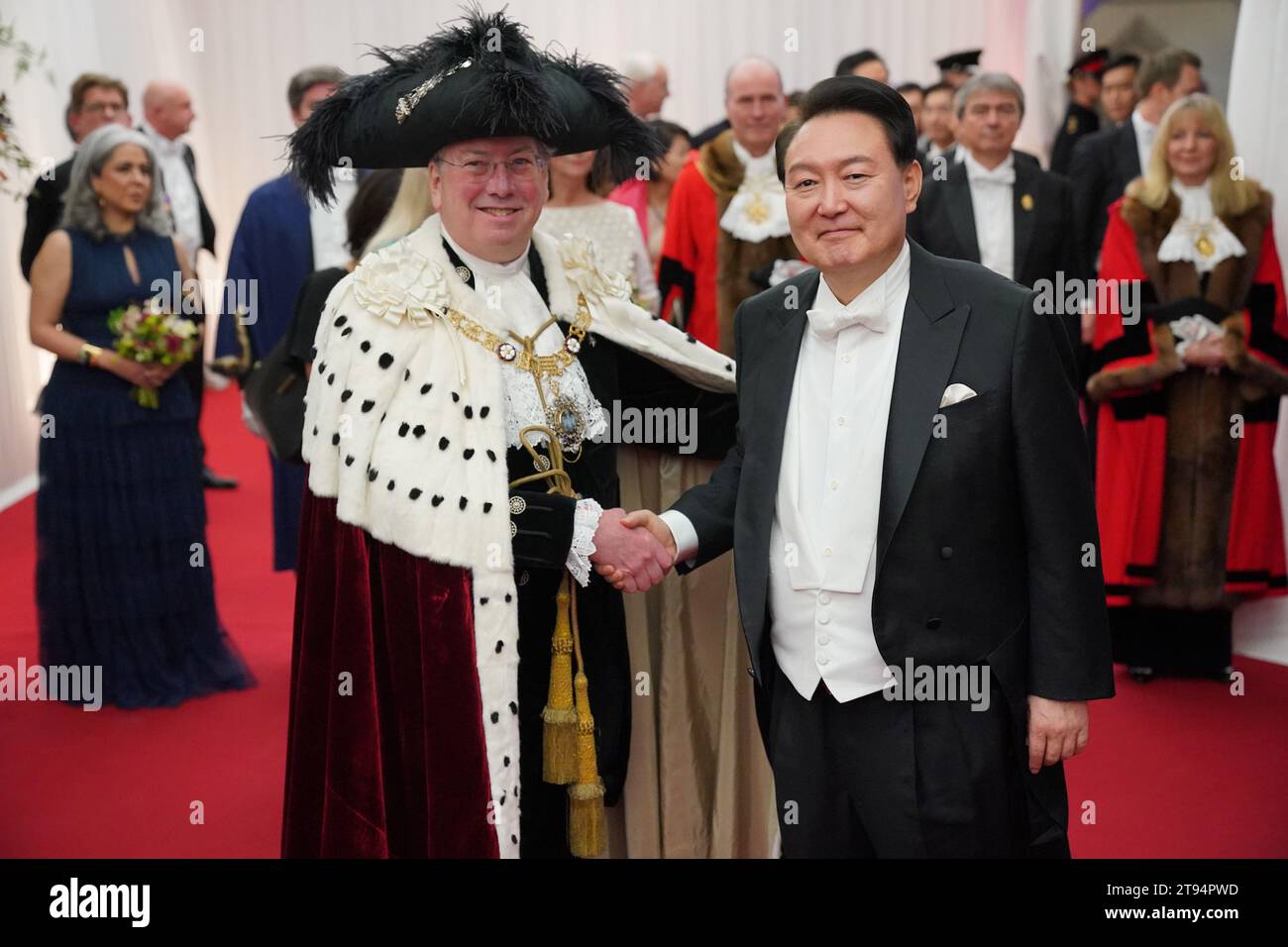 Herr Bürgermeister der Stadt London Professor Michael Mainelli begrüßt ...