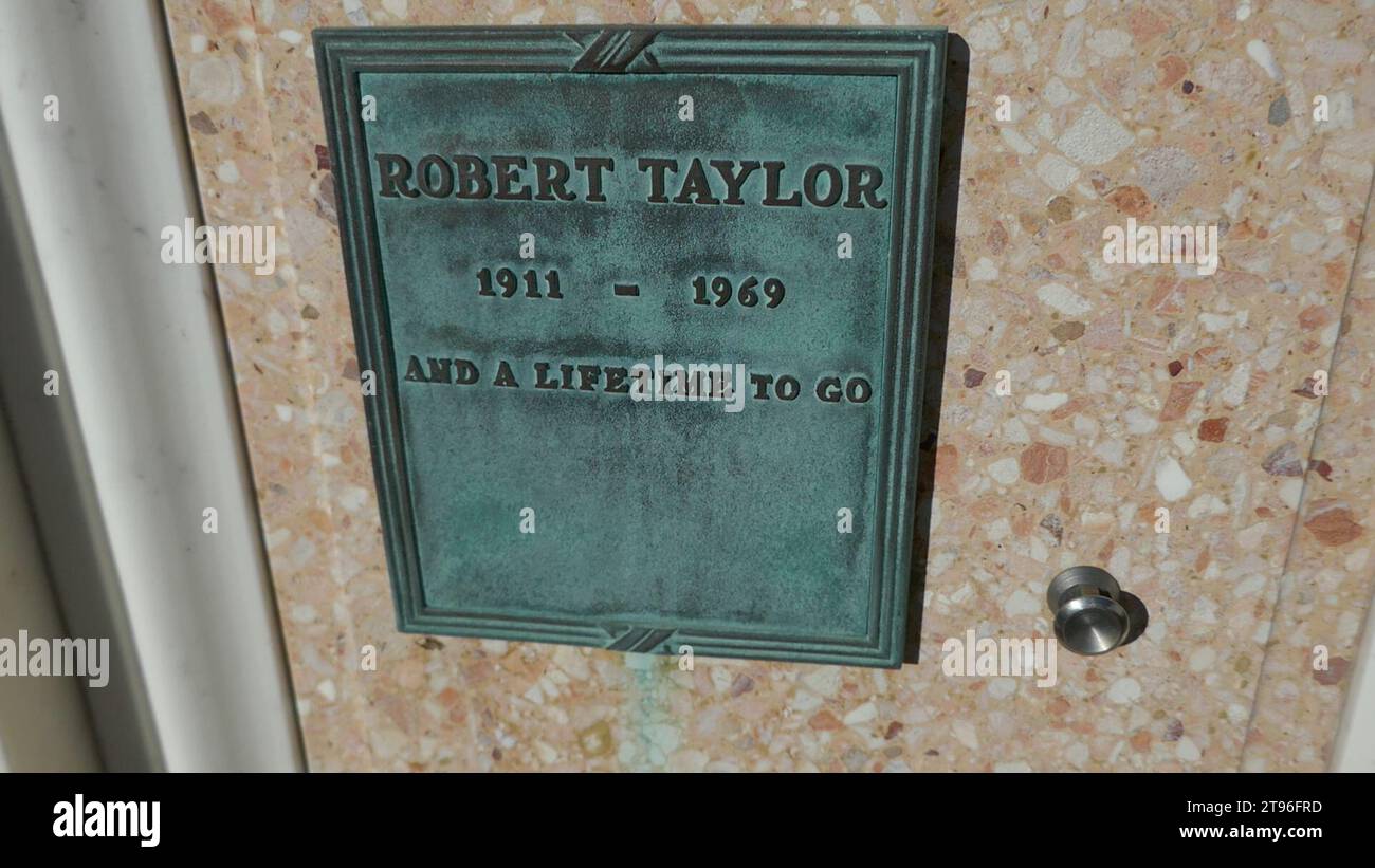 Glendale, Kalifornien, USA 21. November 2023 Schauspieler Robert Taylor ...