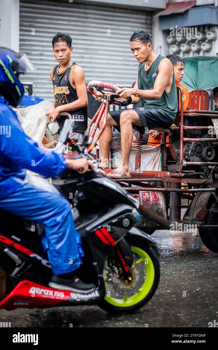 Manila moped -Fotos und -Bildmaterial in hoher Auflösung – Alamy