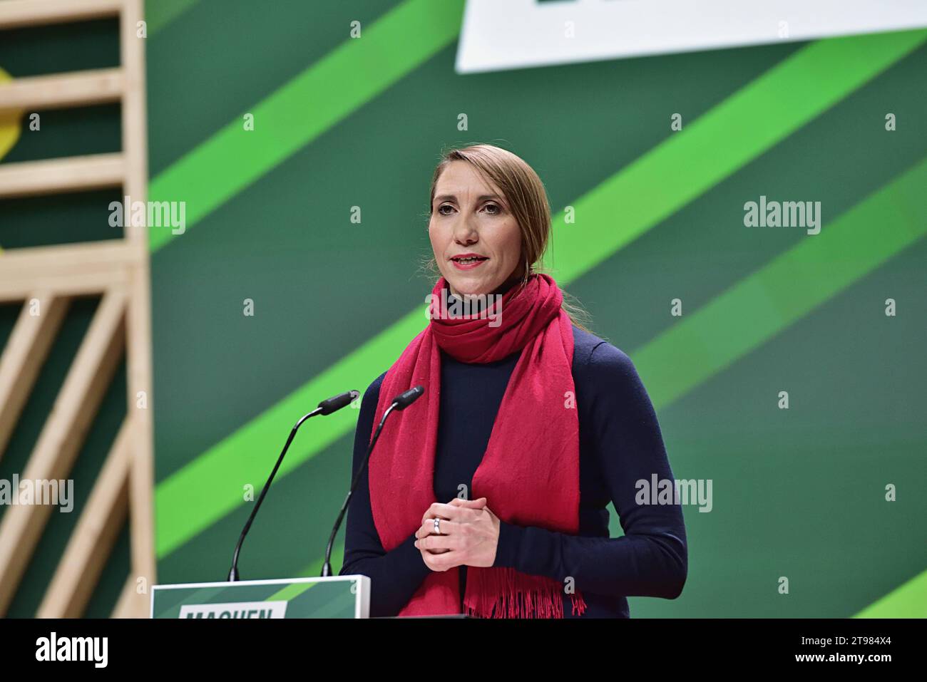 23.11.2023 Grünen Parteitag der Grünen in Karlsruhe. Die Veranstaltung ...