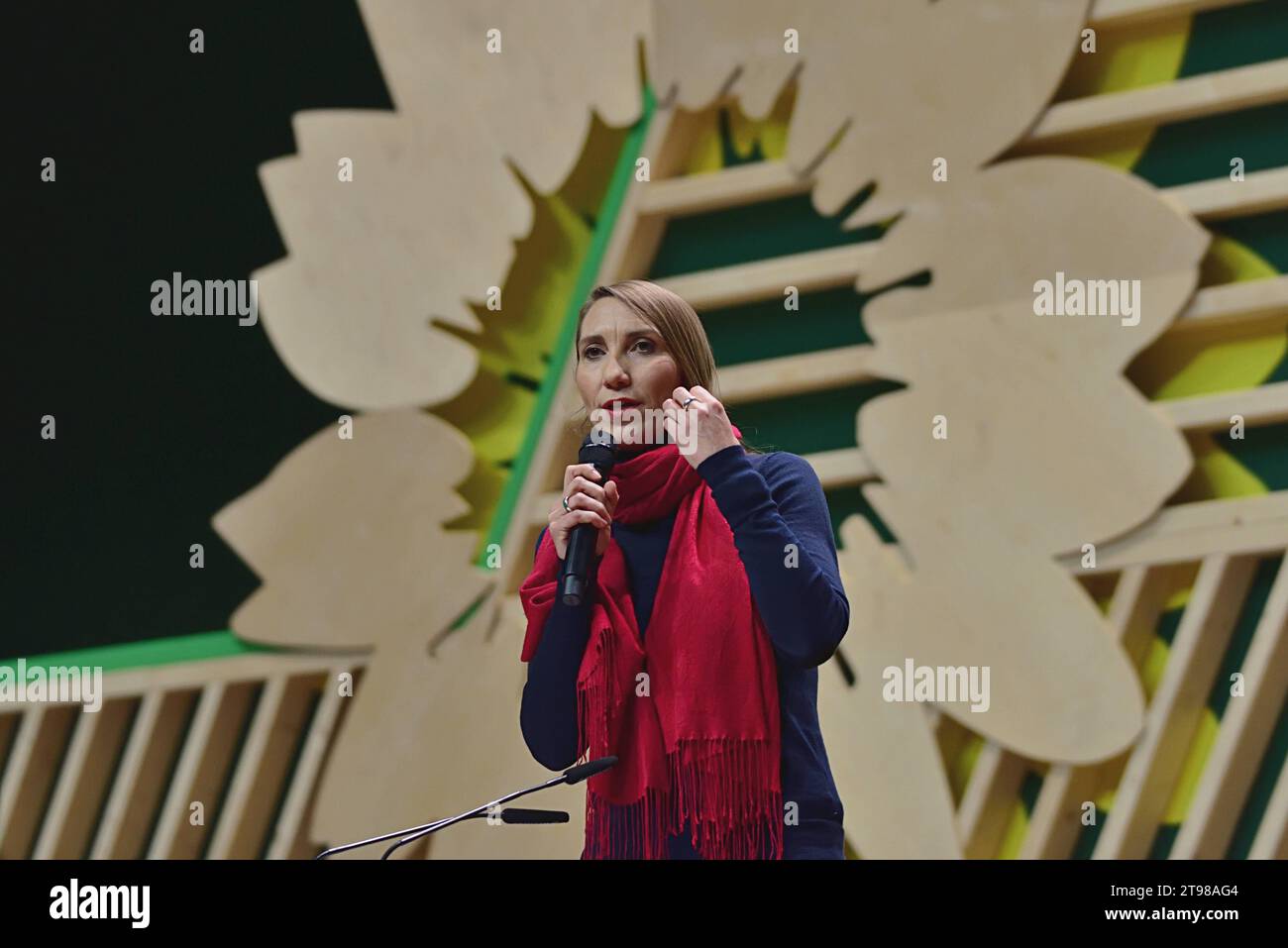 Emily buning -Fotos und -Bildmaterial in hoher Auflösung – Alamy