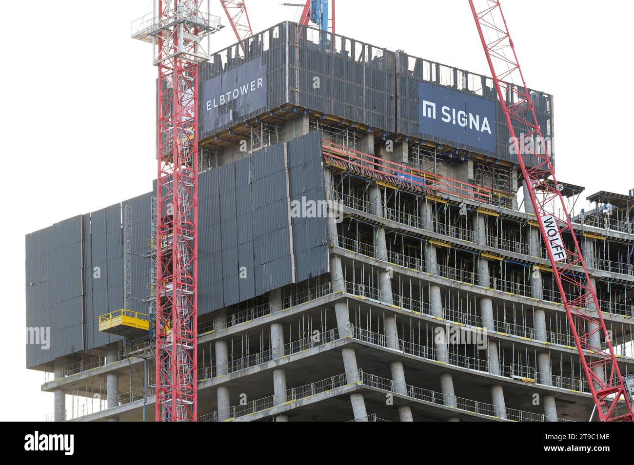 DEUTSCHLAND, Hamburg, Hafenstadt, Baustelle Elbtower der Signa Holding ...