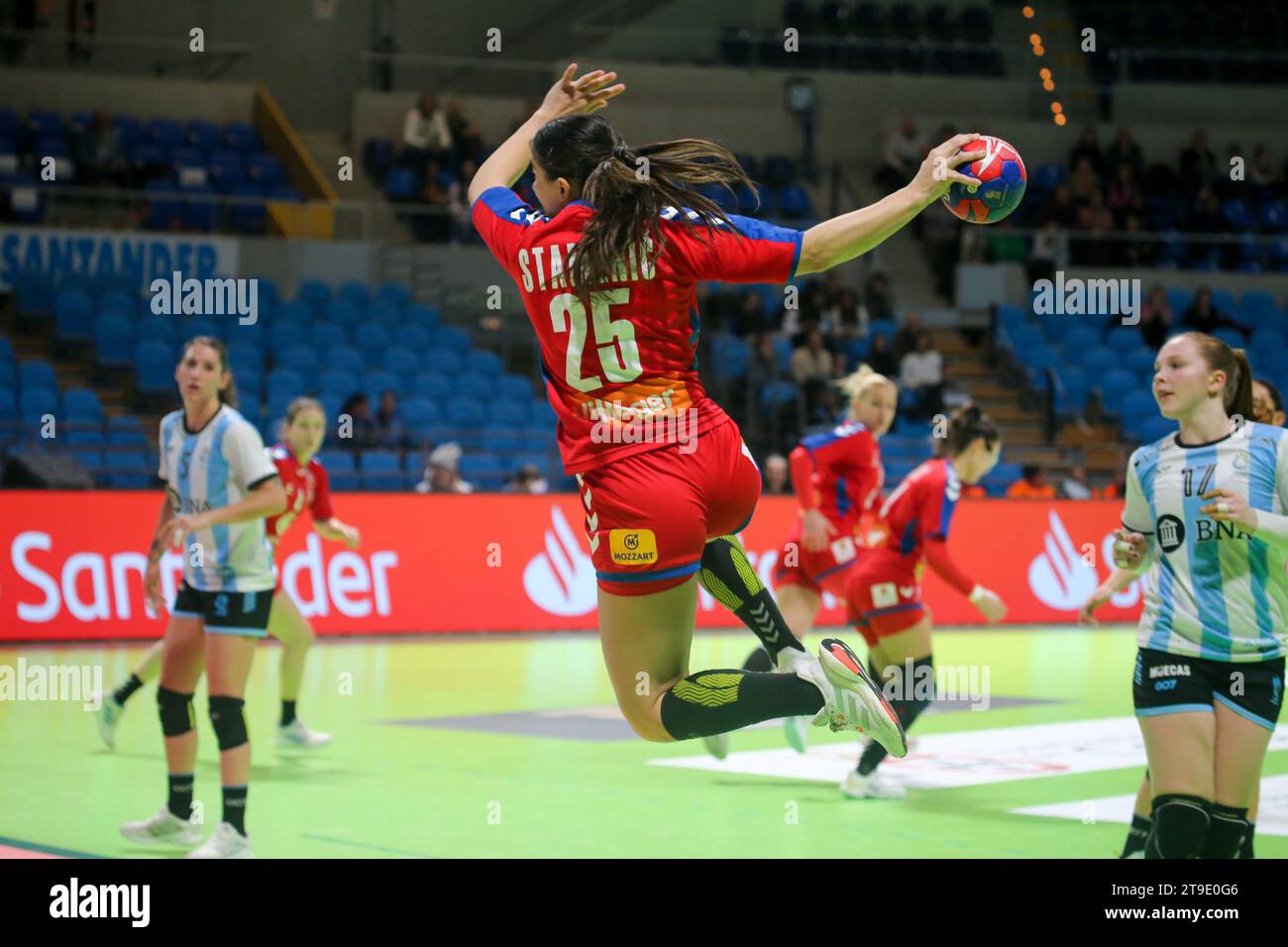 Aleksandra stamenia -Fotos und -Bildmaterial in hoher Auflösung – Alamy