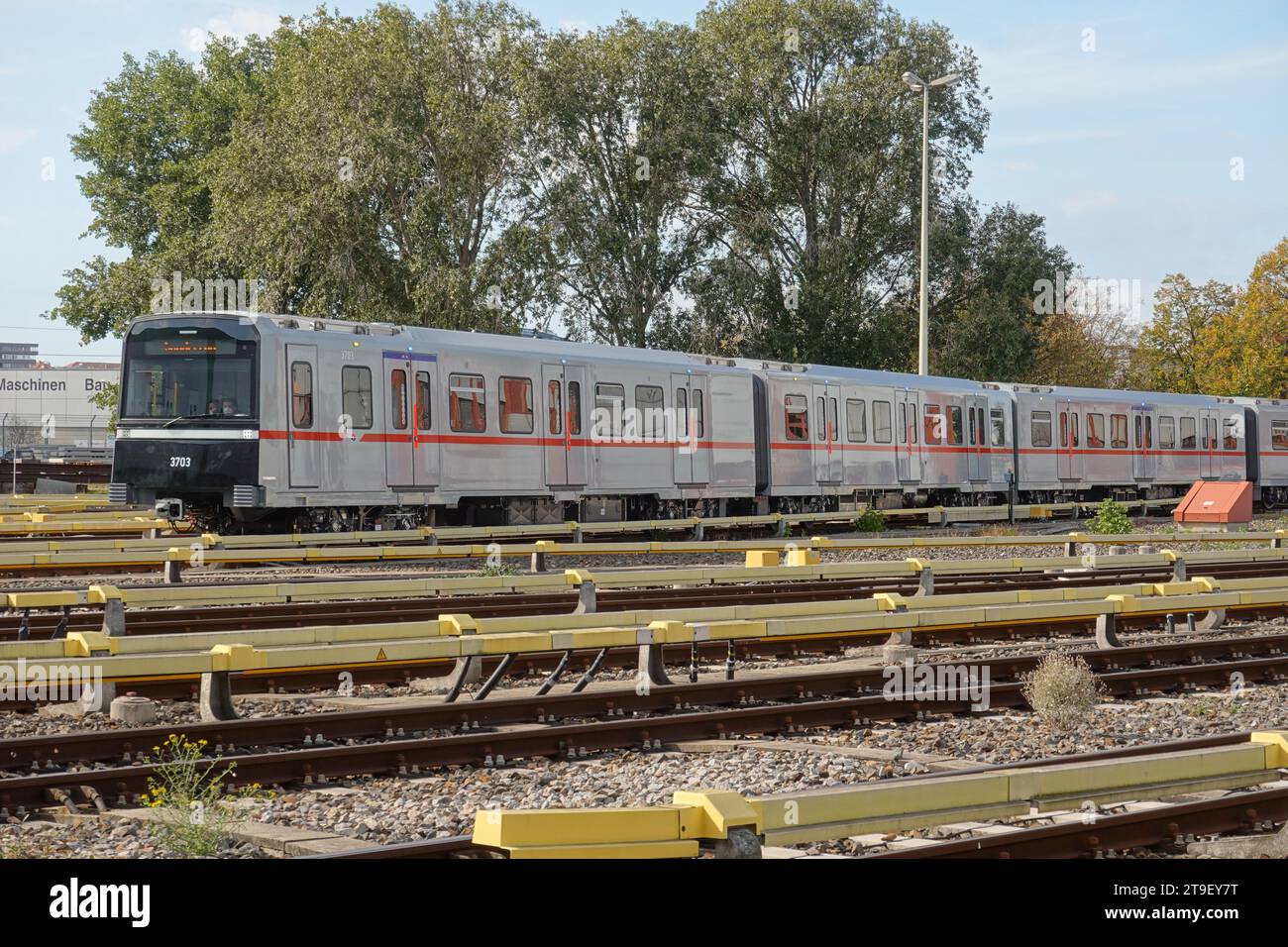 Wien, Wiener Linien, U-Bahn-Betriebsbahnhof Erdberg, X-Wagen // Wien ...