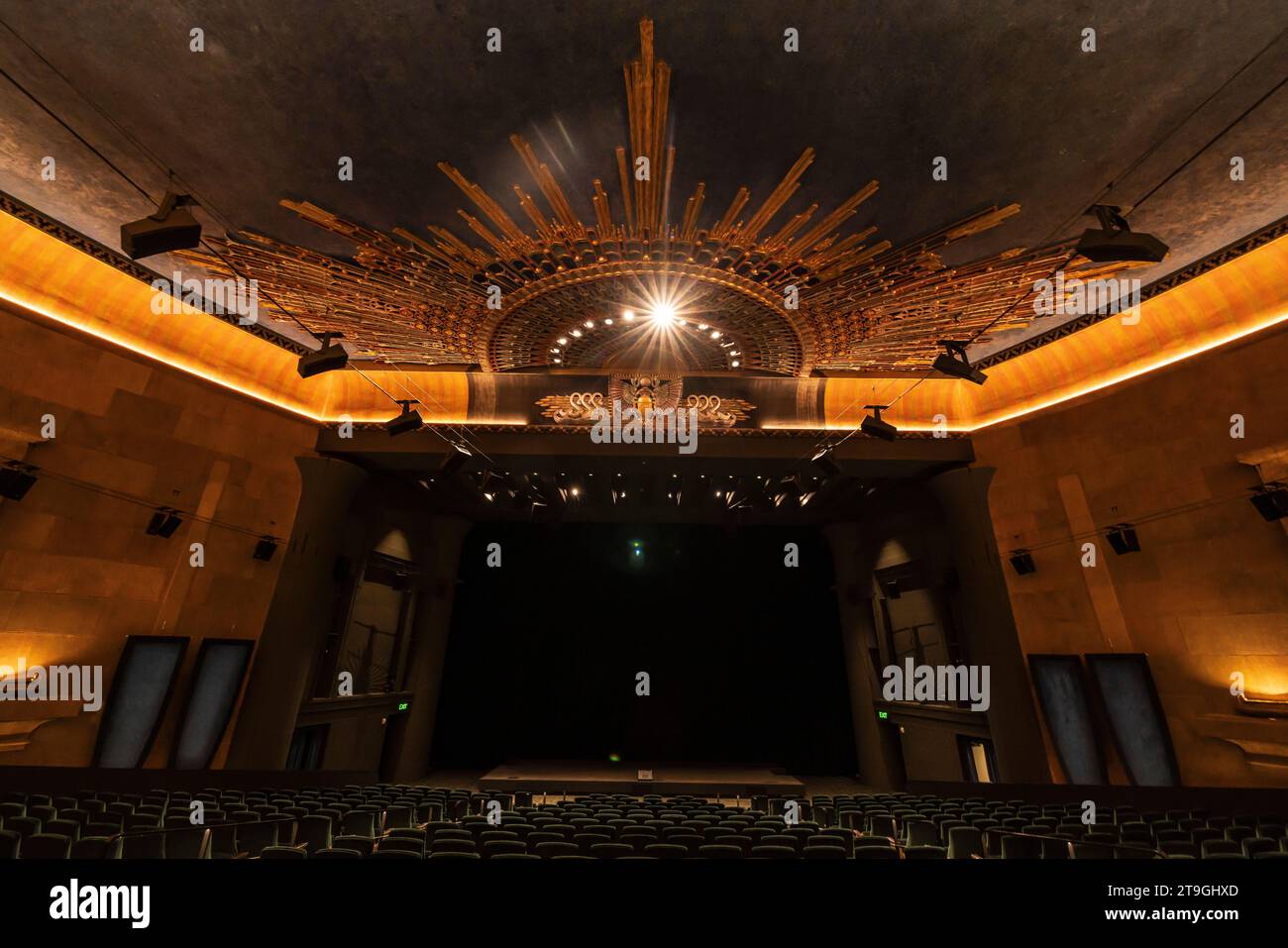 Hollywood, USA. November 2023. Das neu eröffnete ägyptische Theater in ...