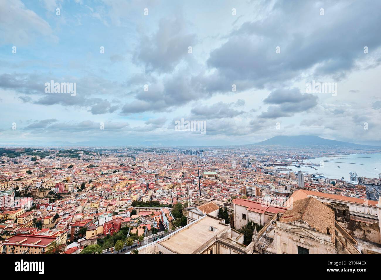 Neapel, Italien - 7. November 2023: Panorama von Neapel, Blick auf den ...