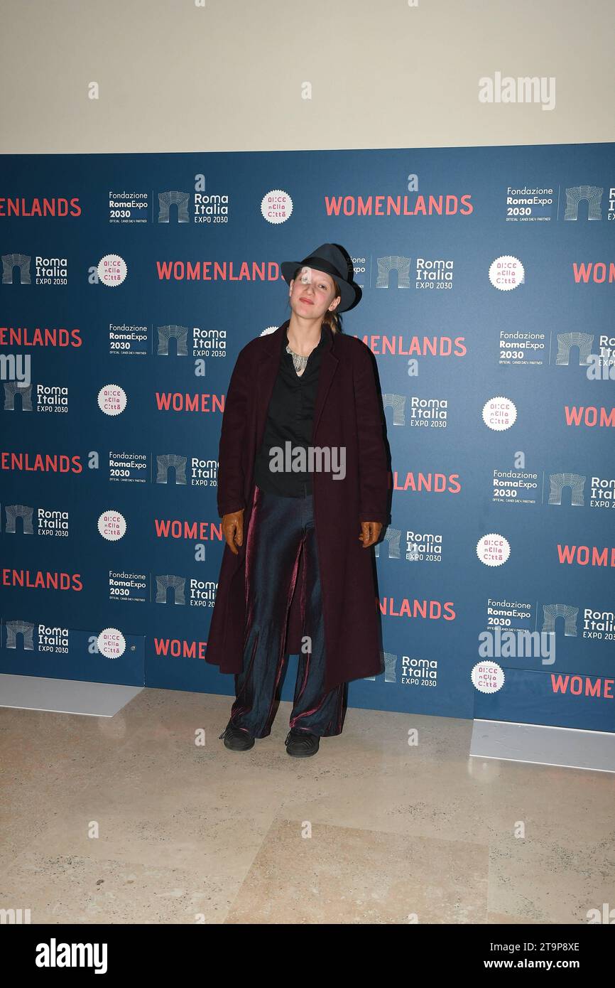 Yile vianello -Fotos und -Bildmaterial in hoher Auflösung – Alamy