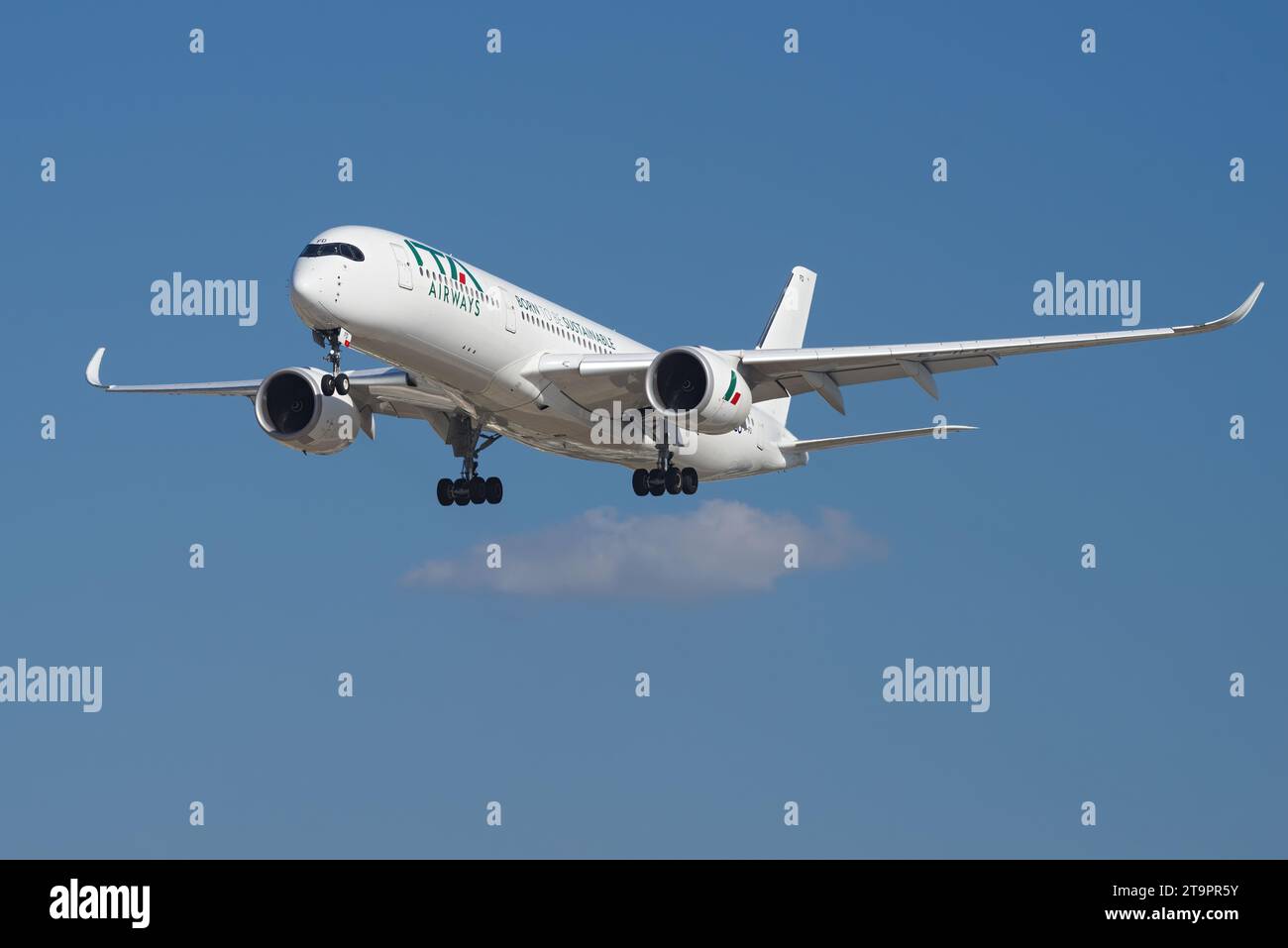 Ita airways airbus -Fotos und -Bildmaterial in hoher Auflösung – Alamy