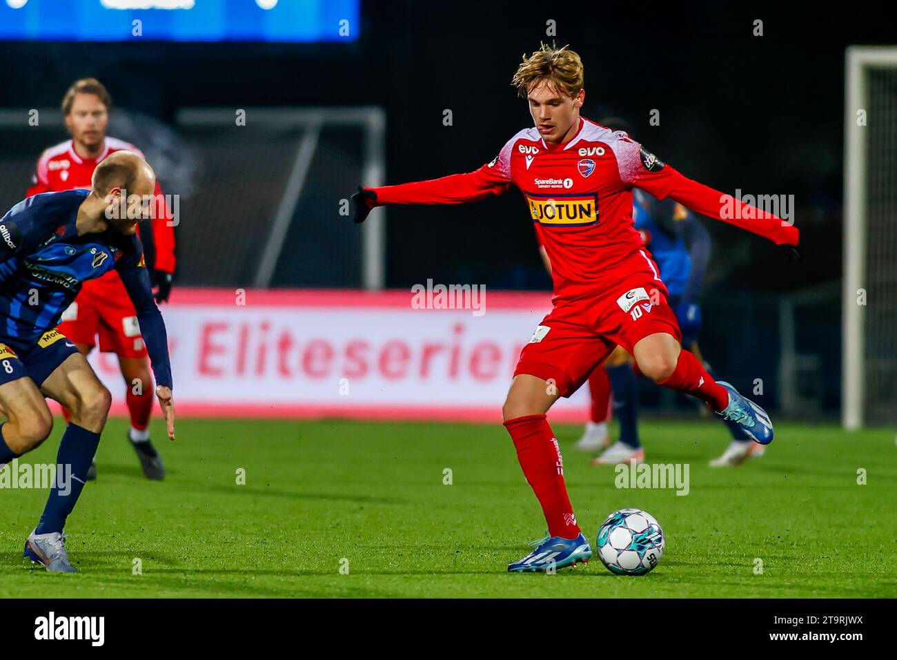 Nadderud stadion -Fotos und -Bildmaterial in hoher Auflösung – Alamy