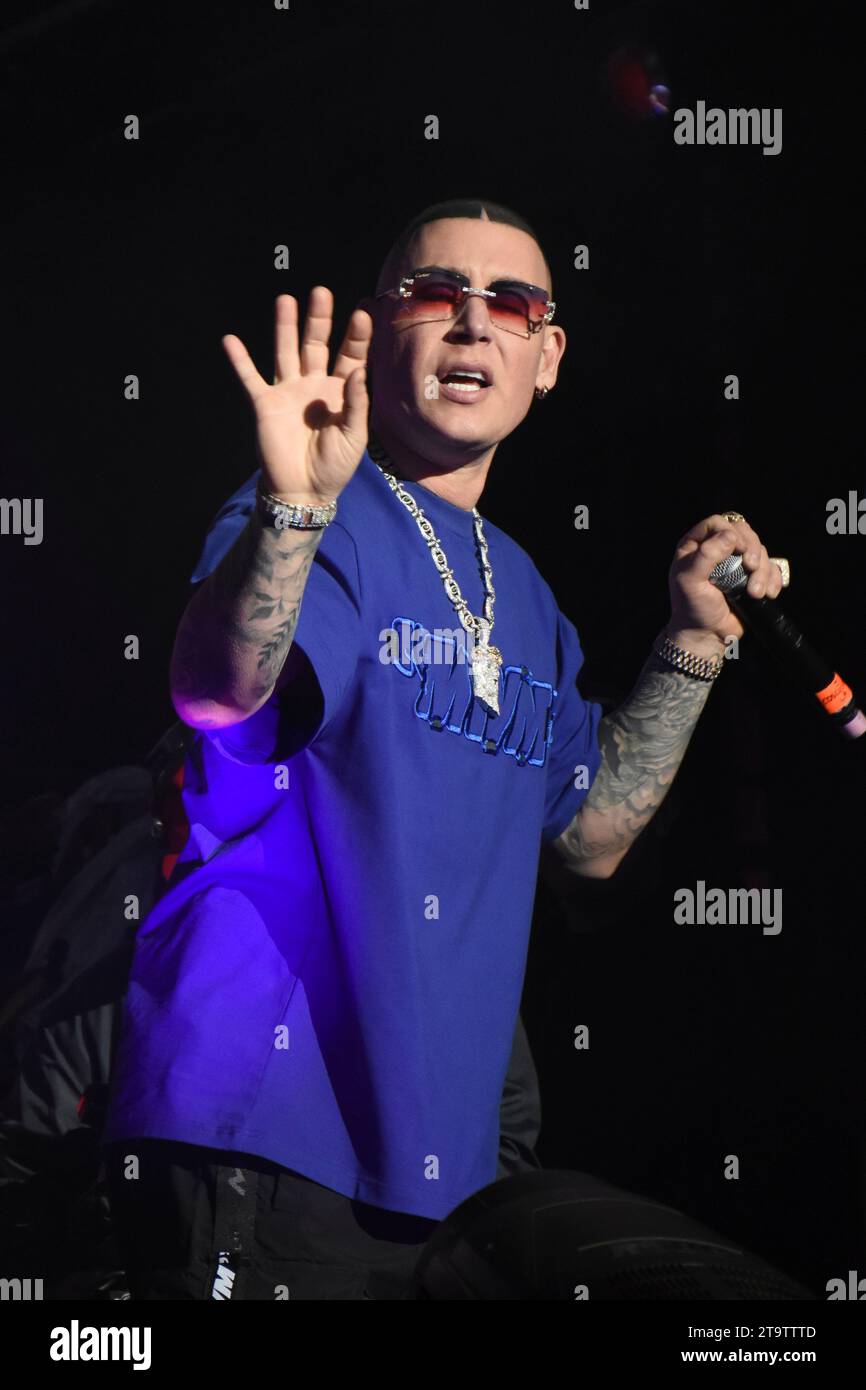 26. November 2023, Mexiko-Stadt: Puerto-ricanischer Rapper José ...