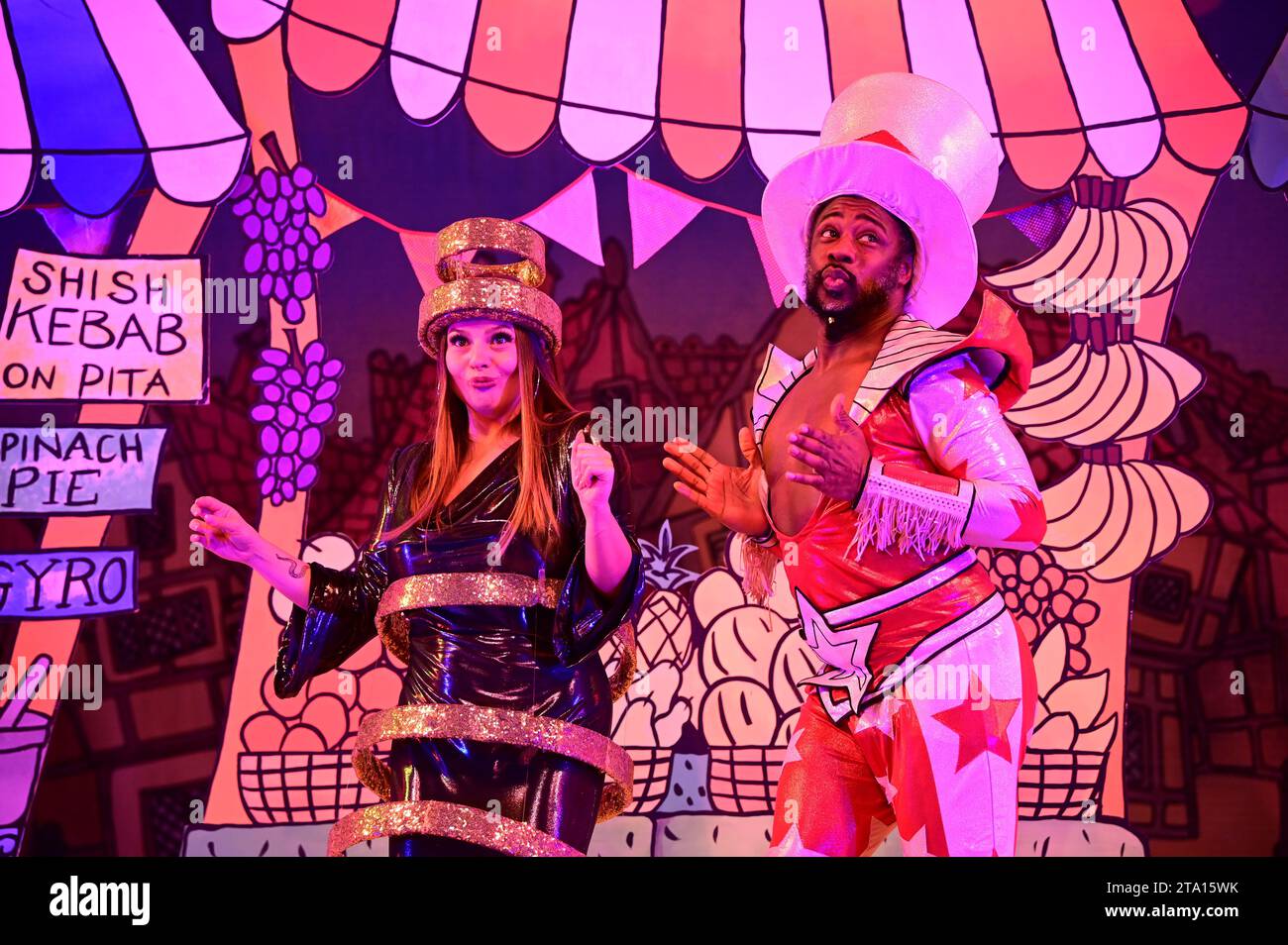 London, Großbritannien. November 2023. Ruth Lynch als Spirit of the ...