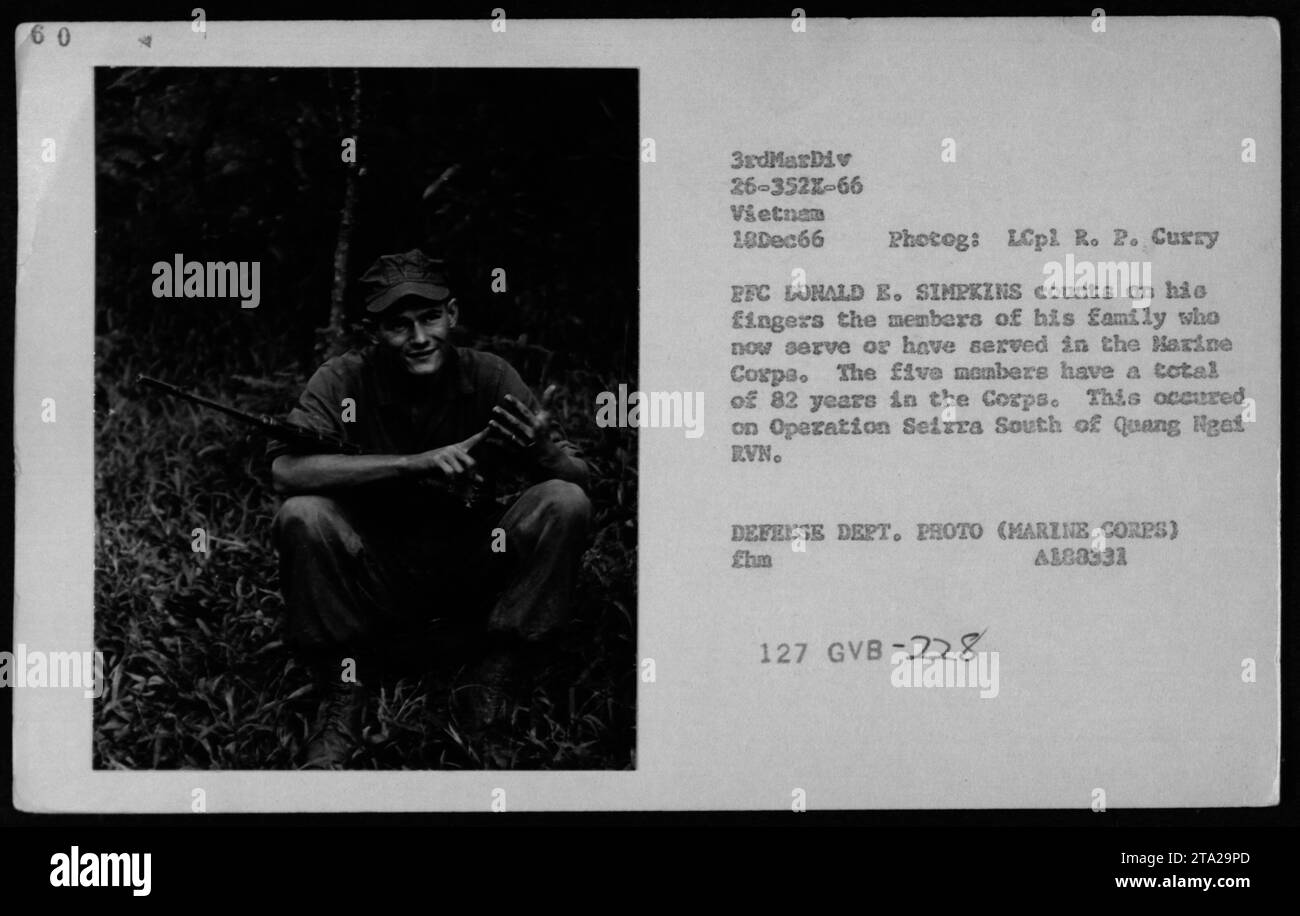 Pfc donald und simpson -Fotos und -Bildmaterial in hoher Auflösung – Alamy