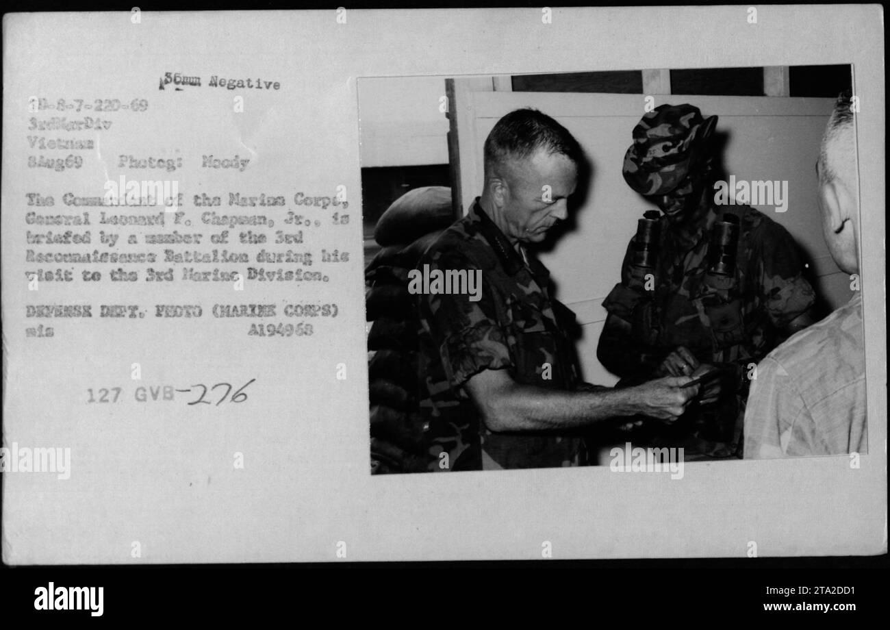 8 marine division -Fotos und -Bildmaterial in hoher Auflösung – Alamy