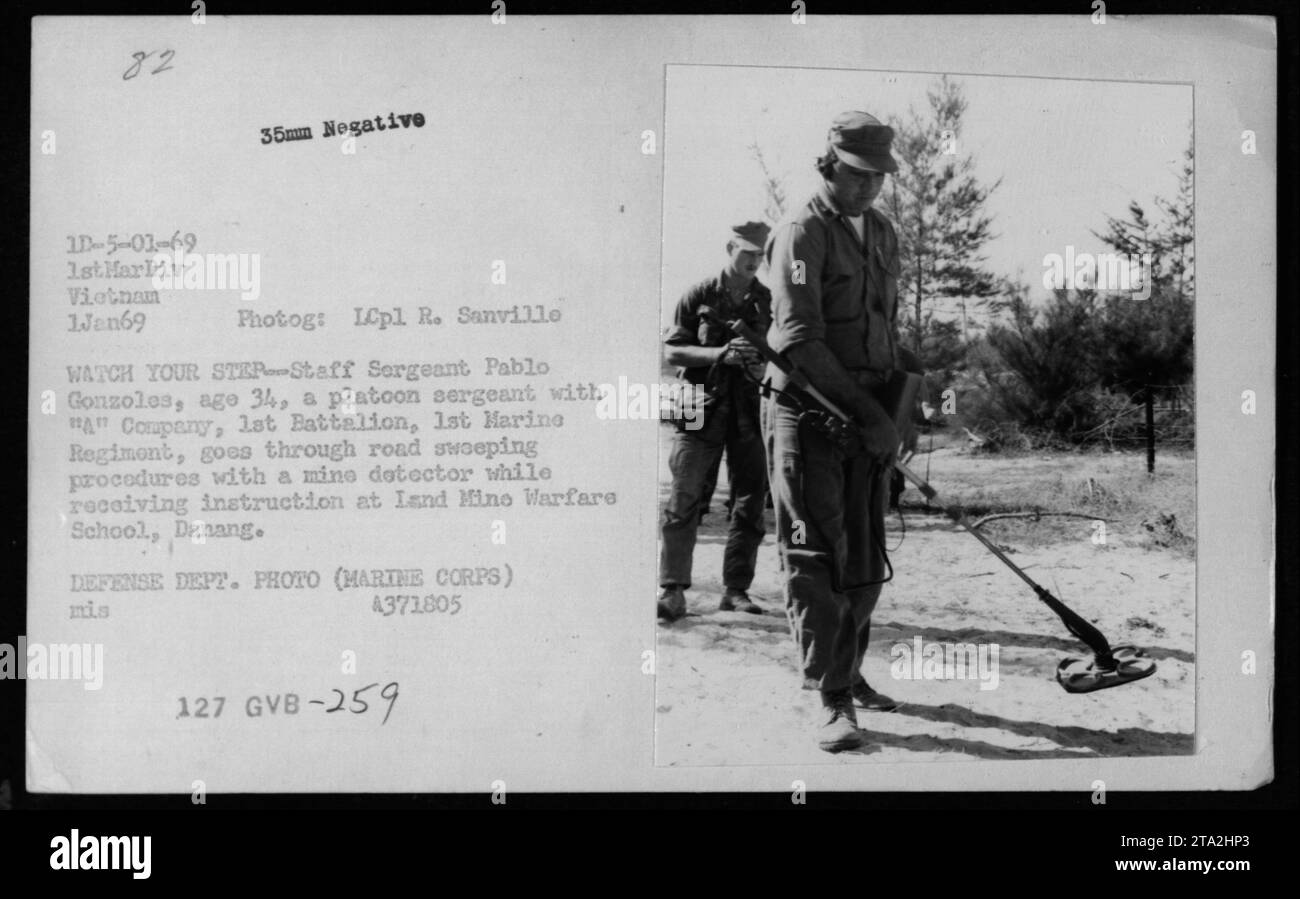Staff-Sergeant Pablo Gonzales, ein Zug-Sergeant der A-Kompanie, 1 ...