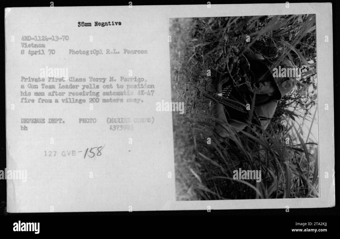 Der private First Class Terry M. Perrigo, Gun Team Leader während des ...