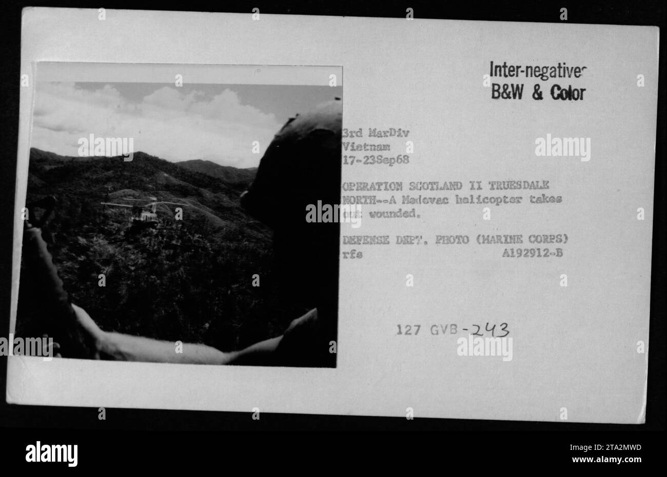 Transport verwundeter soldaten -Fotos und -Bildmaterial in hoher ...