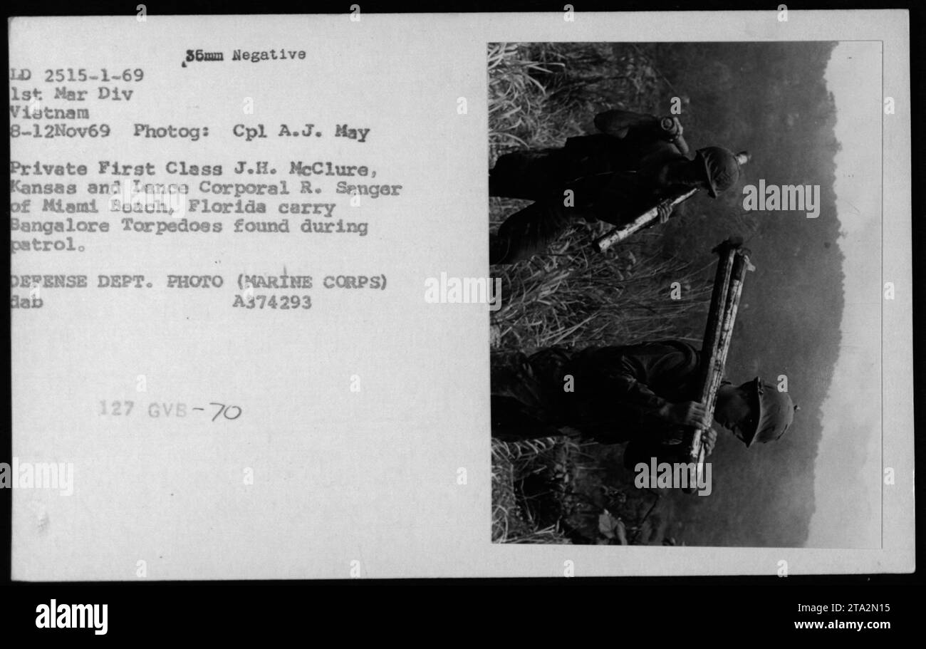 Soldaten der 1 marinedivision -Fotos und -Bildmaterial in hoher ...