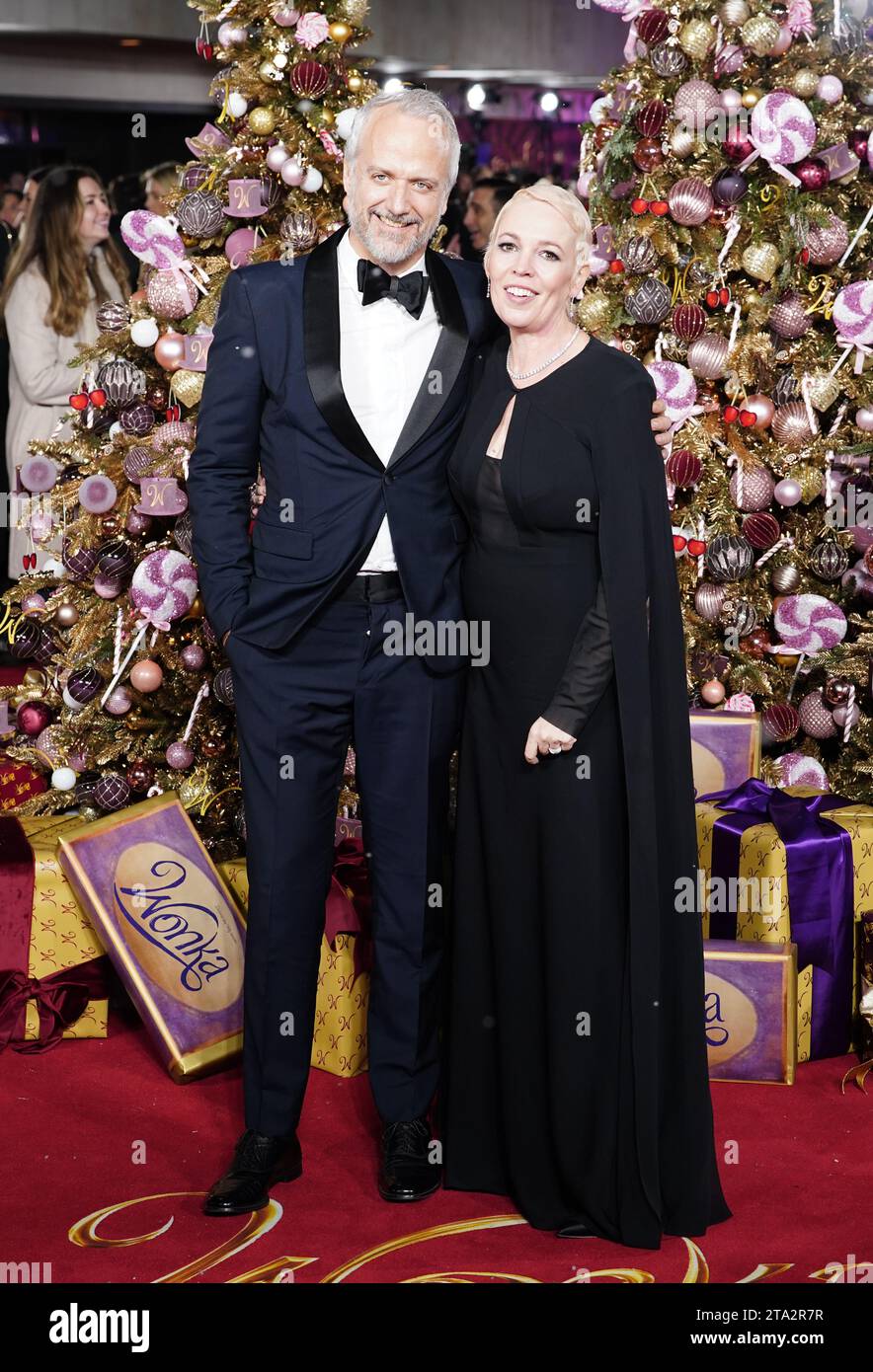 Ed Sinclair und Olivia Colman kommen zur Weltpremiere von Wonka in der ...