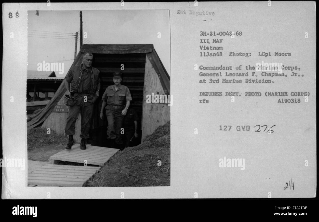 Kommandeure im vietnamkrieg -Fotos und -Bildmaterial in hoher Auflösung ...