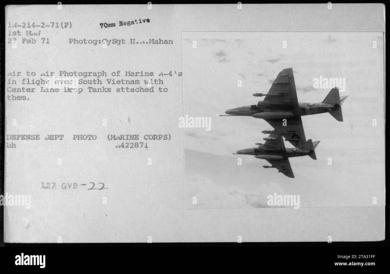 Drop tanks -Fotos und -Bildmaterial in hoher Auflösung – Alamy