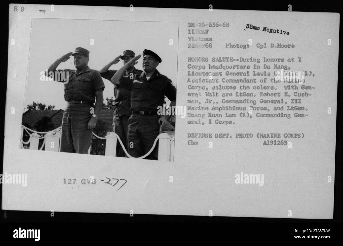 Generalleutnant Lewis W Walt, Assistenzkommandant des Marine Corps ...