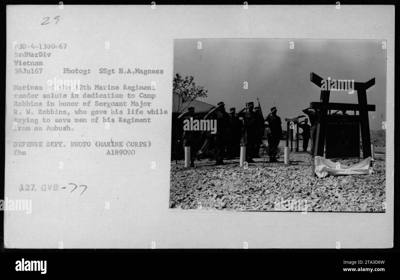 Sergeant major rw robbins -Fotos und -Bildmaterial in hoher Auflösung ...