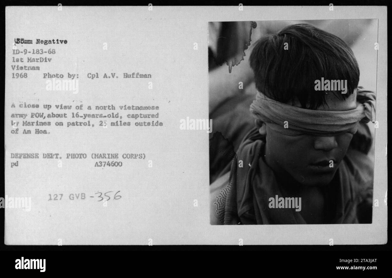 Gefangene nordvietnamesische armee Schwarzweiß-Stockfotos und -bilder - Alamy