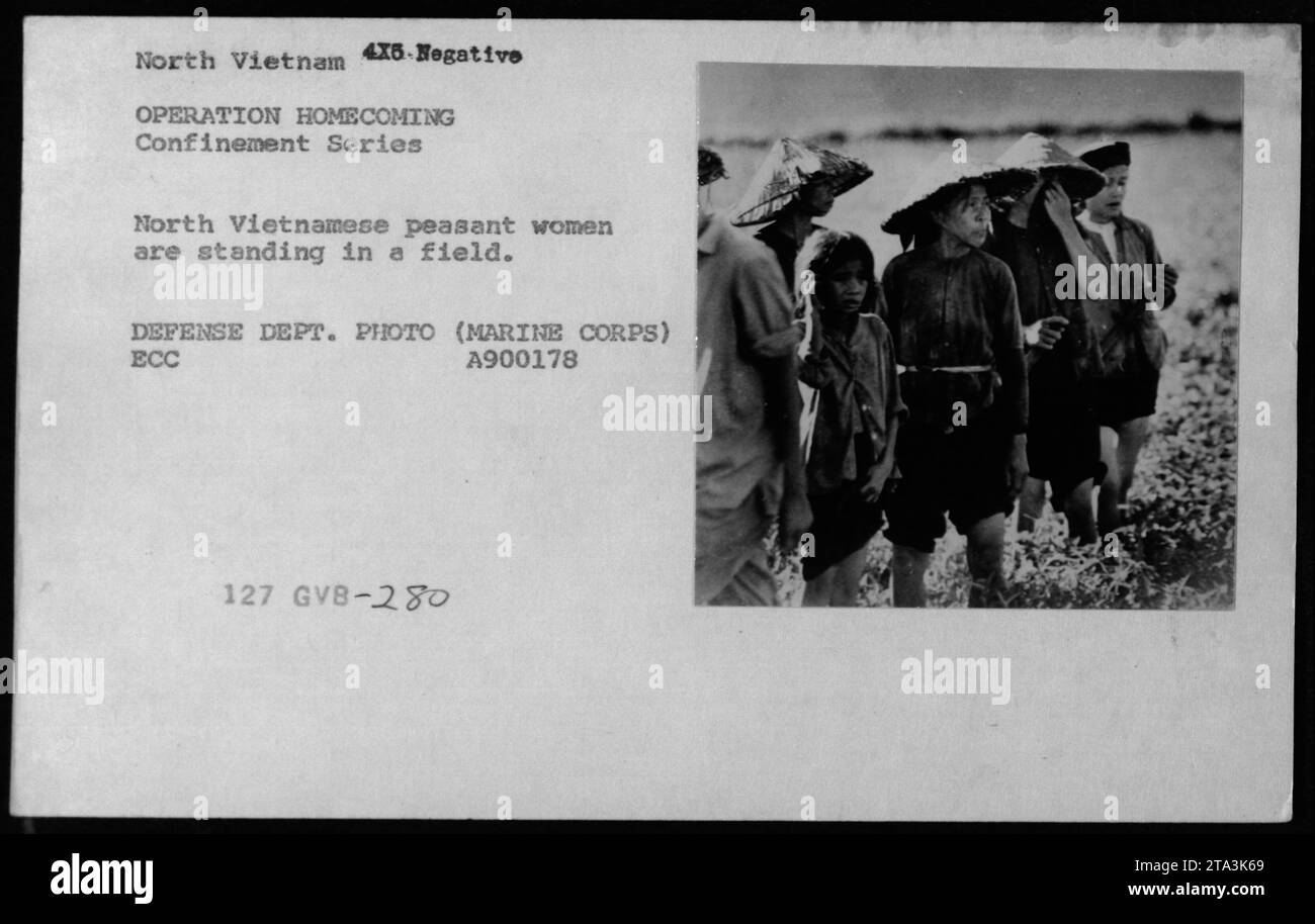 Frauen pows Schwarzweiß-Stockfotos und -bilder - Alamy