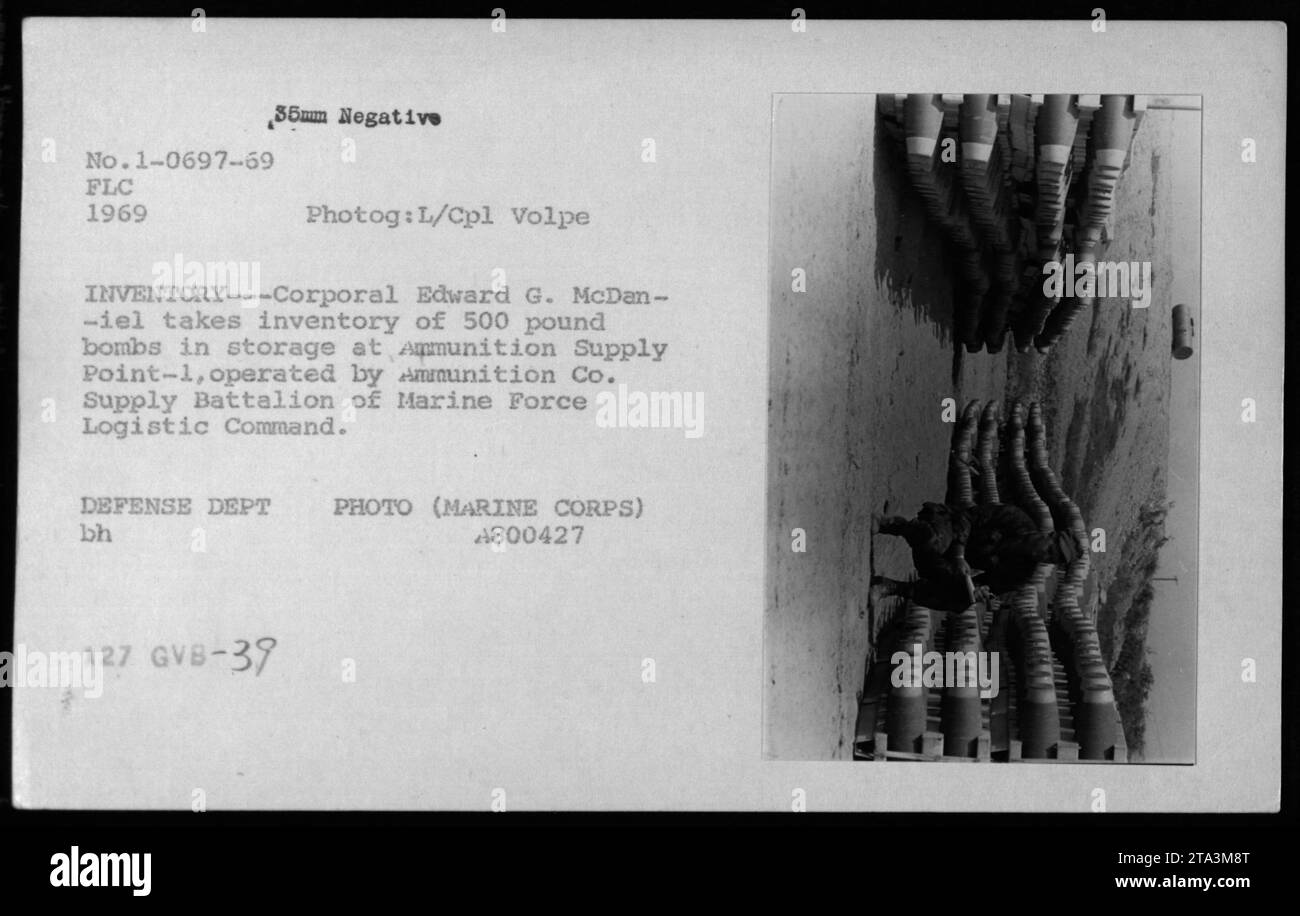 Munitionsko versorgungsbataillon Schwarzweiß-Stockfotos und -bilder - Alamy