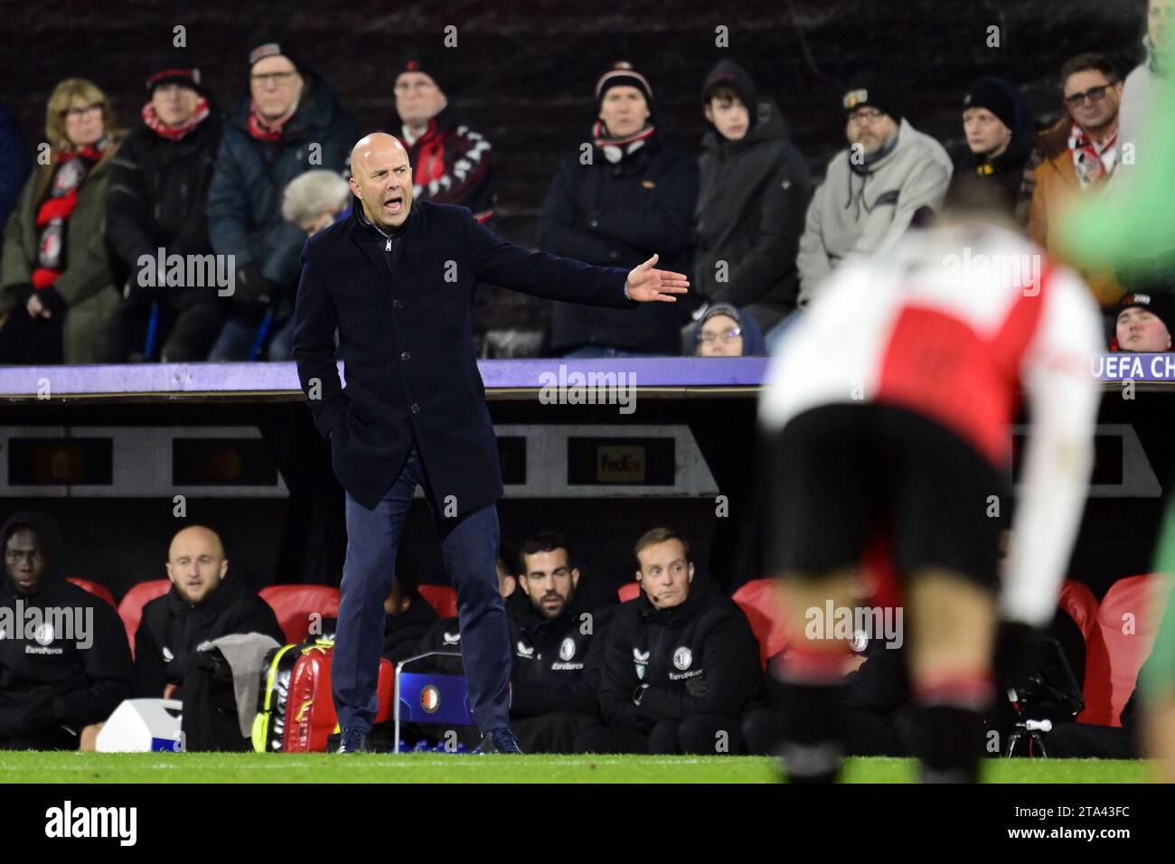 ROTTERDAM - Feyenoord-Trainer Arne Slot während des Gruppenspiels E der ...
