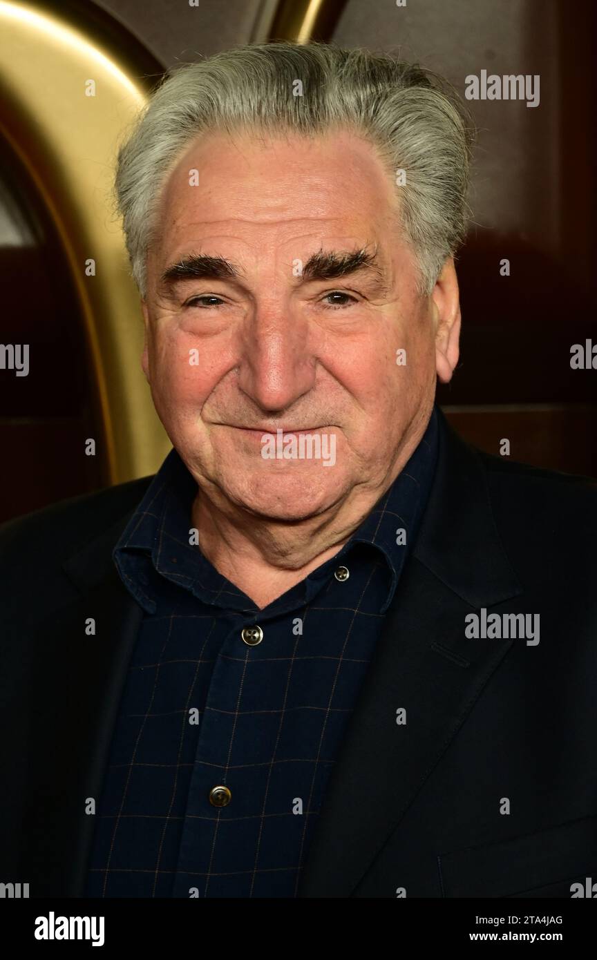 London, Großbritannien. November 2023. Jim Carter nimmt an der Warner ...