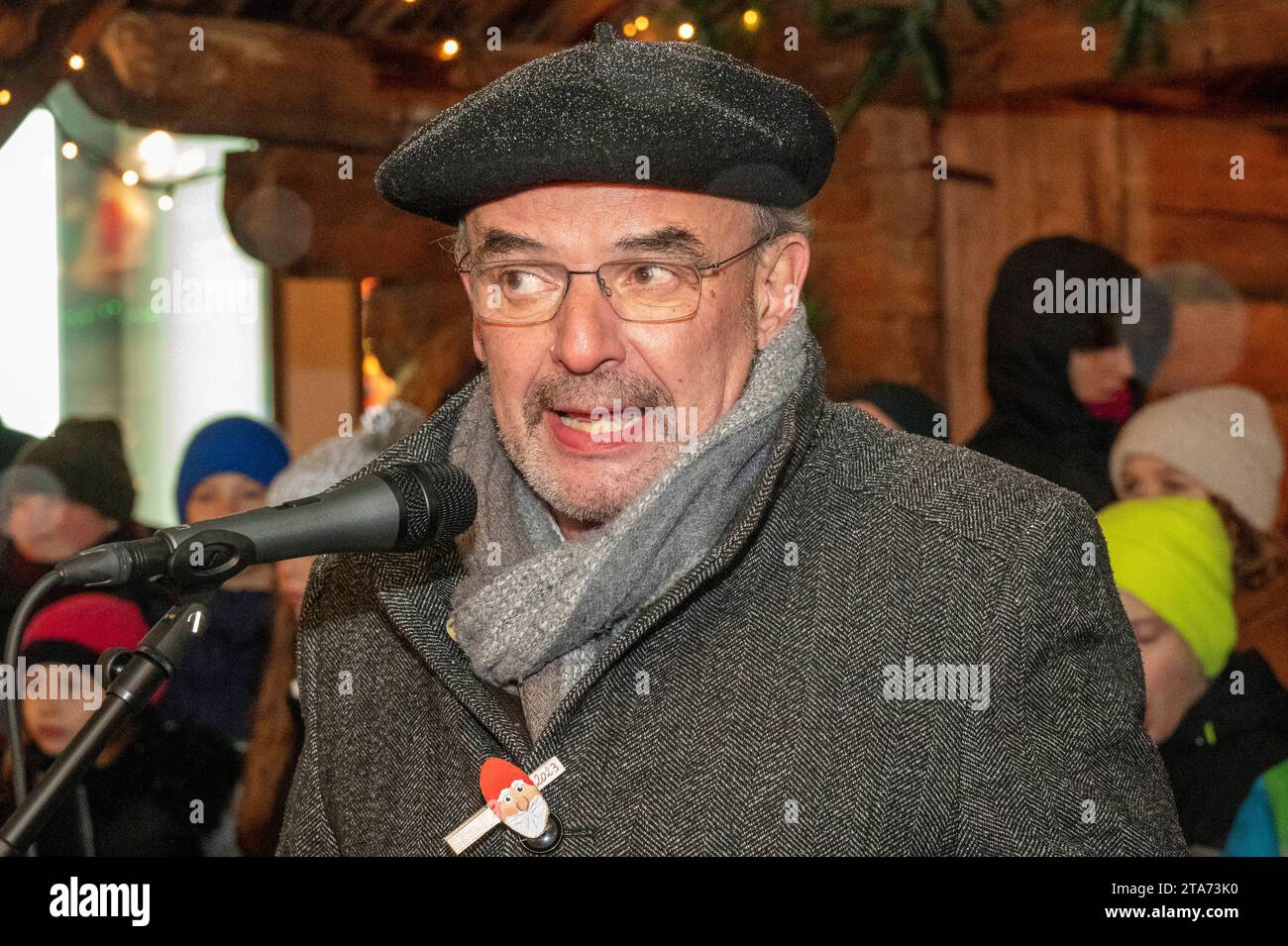 München, Haidhausen, der Haidhauser Weihnachtsmarkt am Weissenburger ...