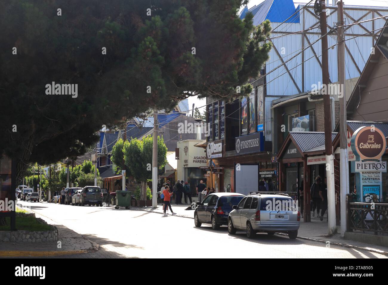 Avenida del libertador de san martin -Fotos und -Bildmaterial in hoher ...
