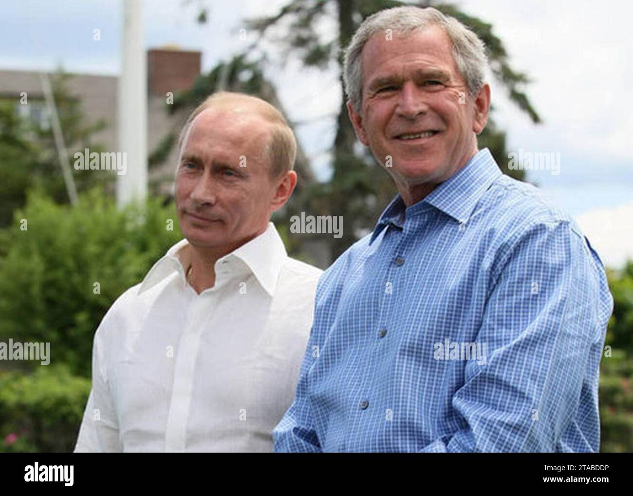 George bush und wladimir putin -Fotos und -Bildmaterial in hoher ...