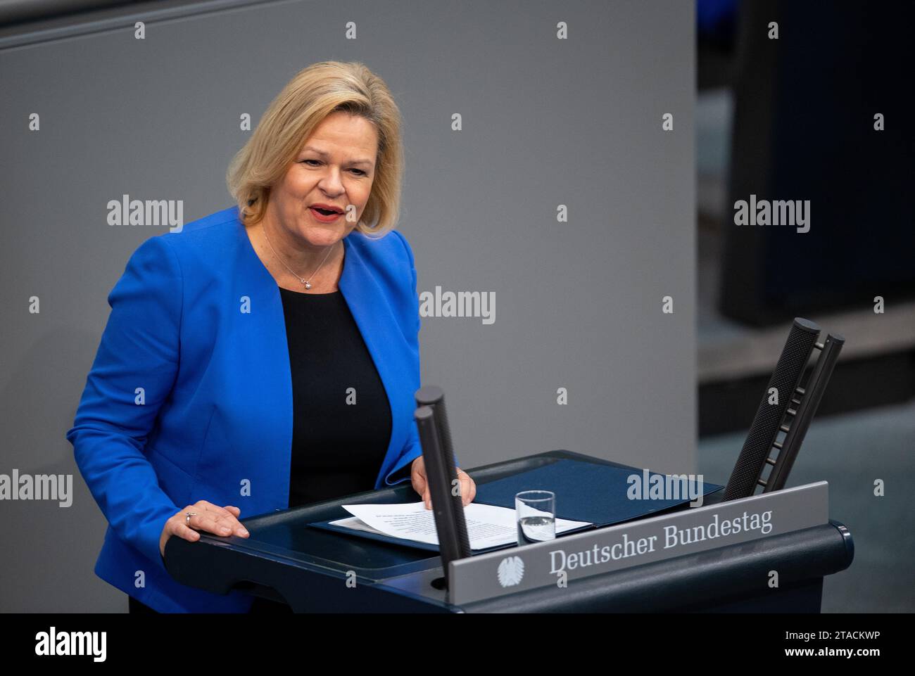 Nancy faeser bundestag -Fotos und -Bildmaterial in hoher Auflösung – Alamy